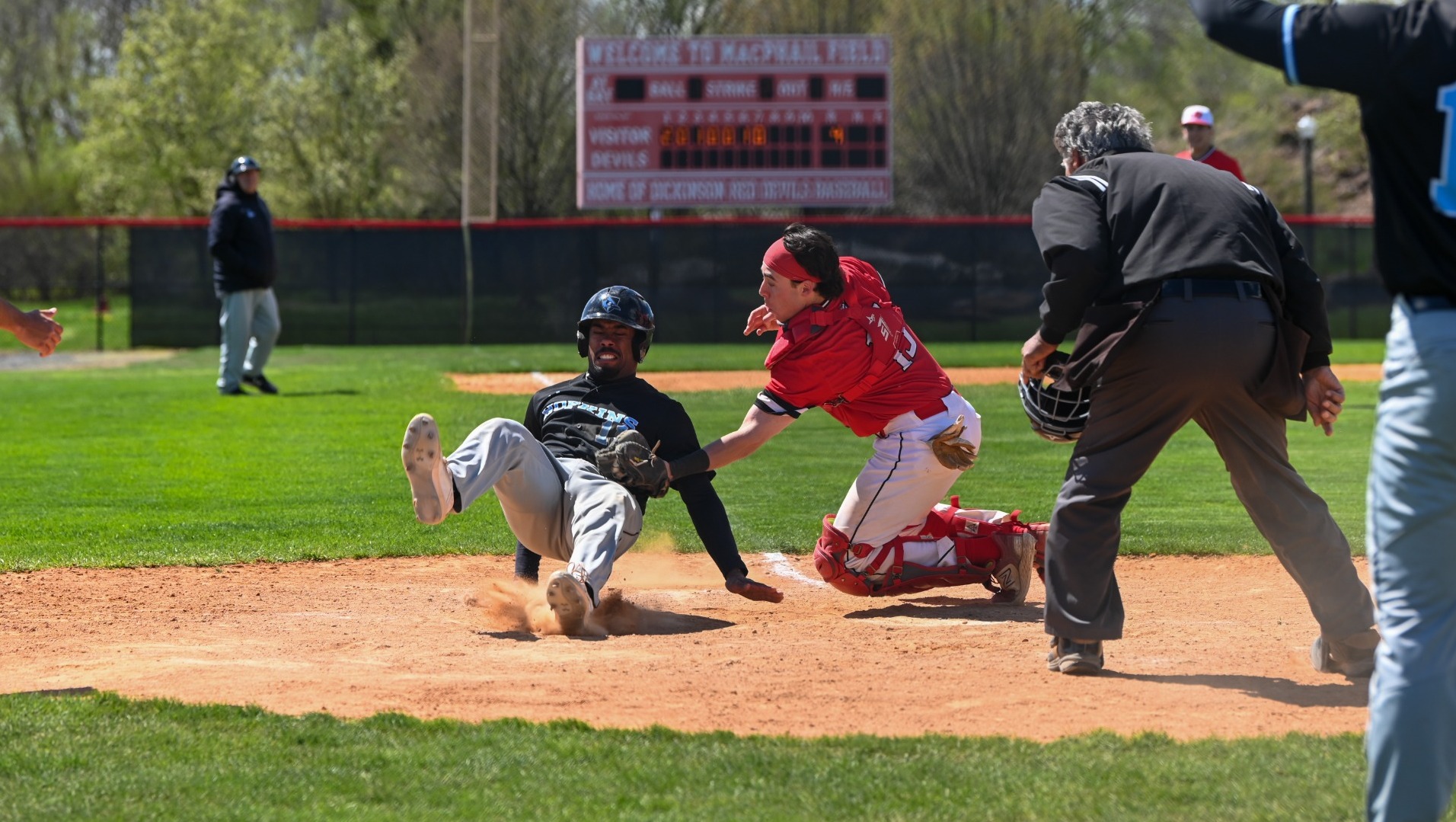 Devils Show They Belong With the Conference Elite in Split With #10 ...