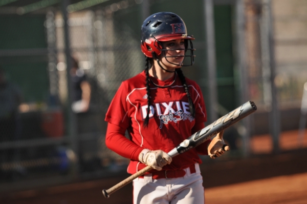 Bailie Hicken - Softball - Utah Tech University Athletics
