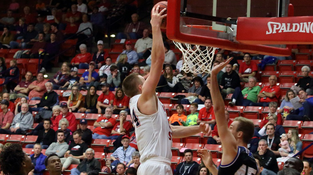 Zac Hunter - Men's Basketball - Utah Tech University Athletics