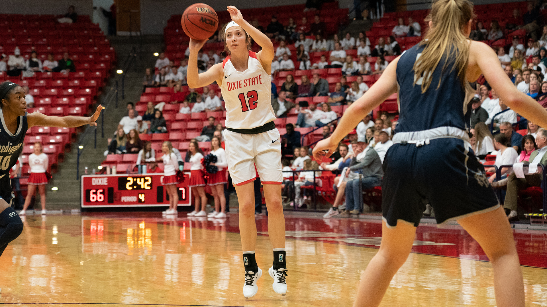 Madi Loftus - Women's Basketball - Utah Tech University Athletics