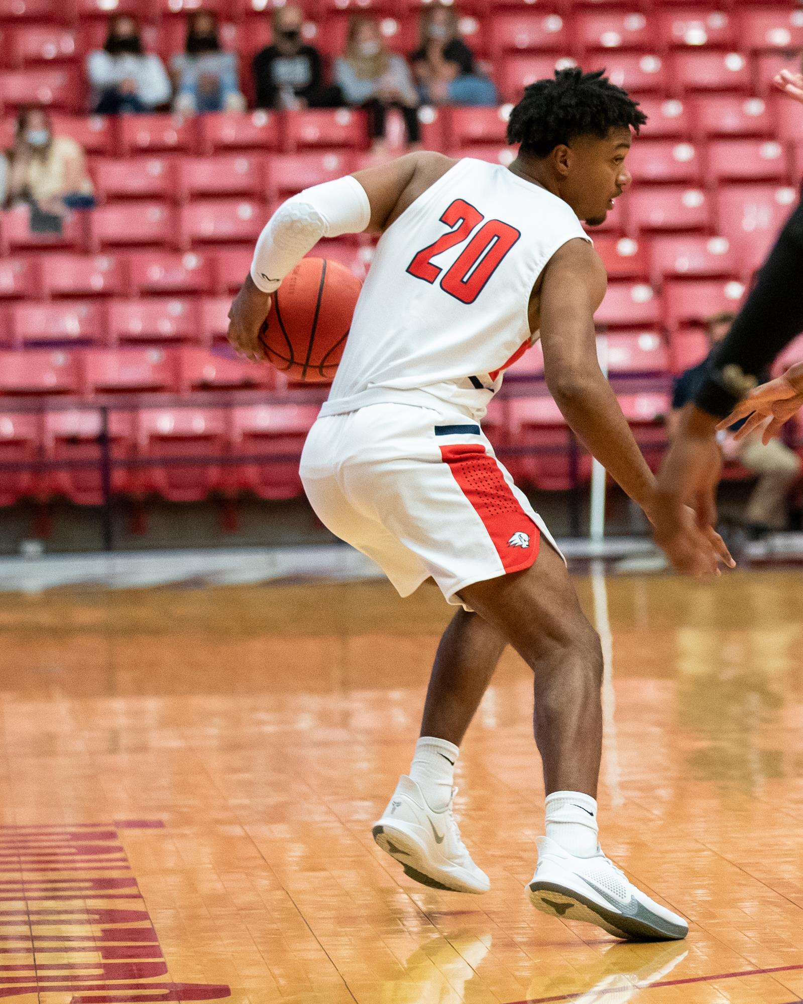 Jamar Ergas - Men's Basketball - Utah Tech University Athletics