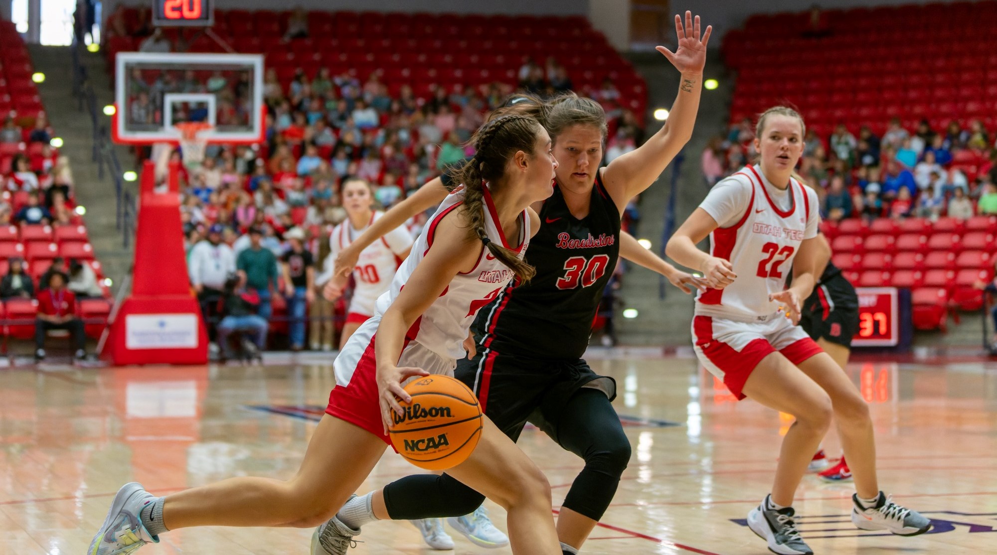 Trailblazers down Redhawks 101-75 on Field Trip Day - Utah Tech ...