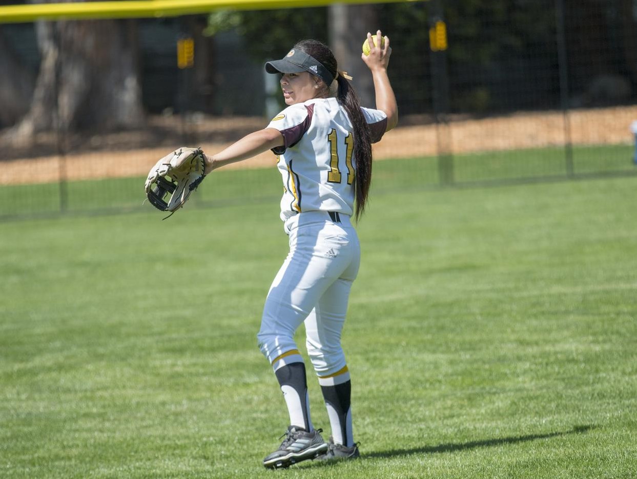Karitza Reyes - 2019 - Softball - Dominican University of California ...