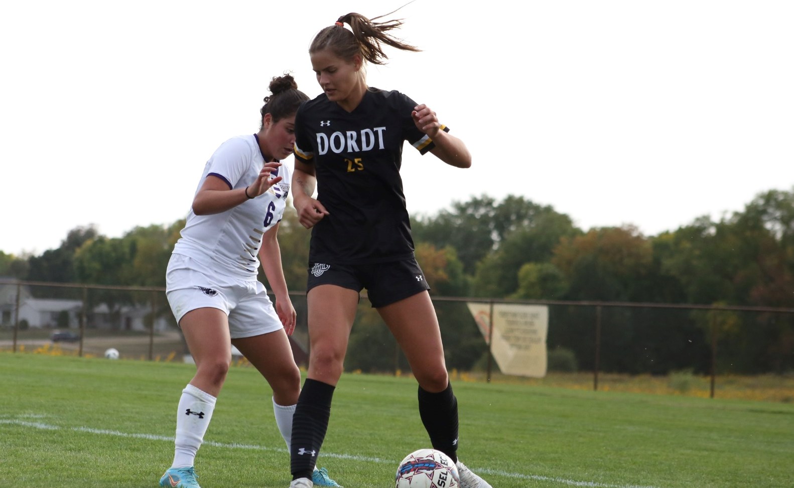 Defenders Win Second Straight; Edge Bellevue 2-1 - Dordt University