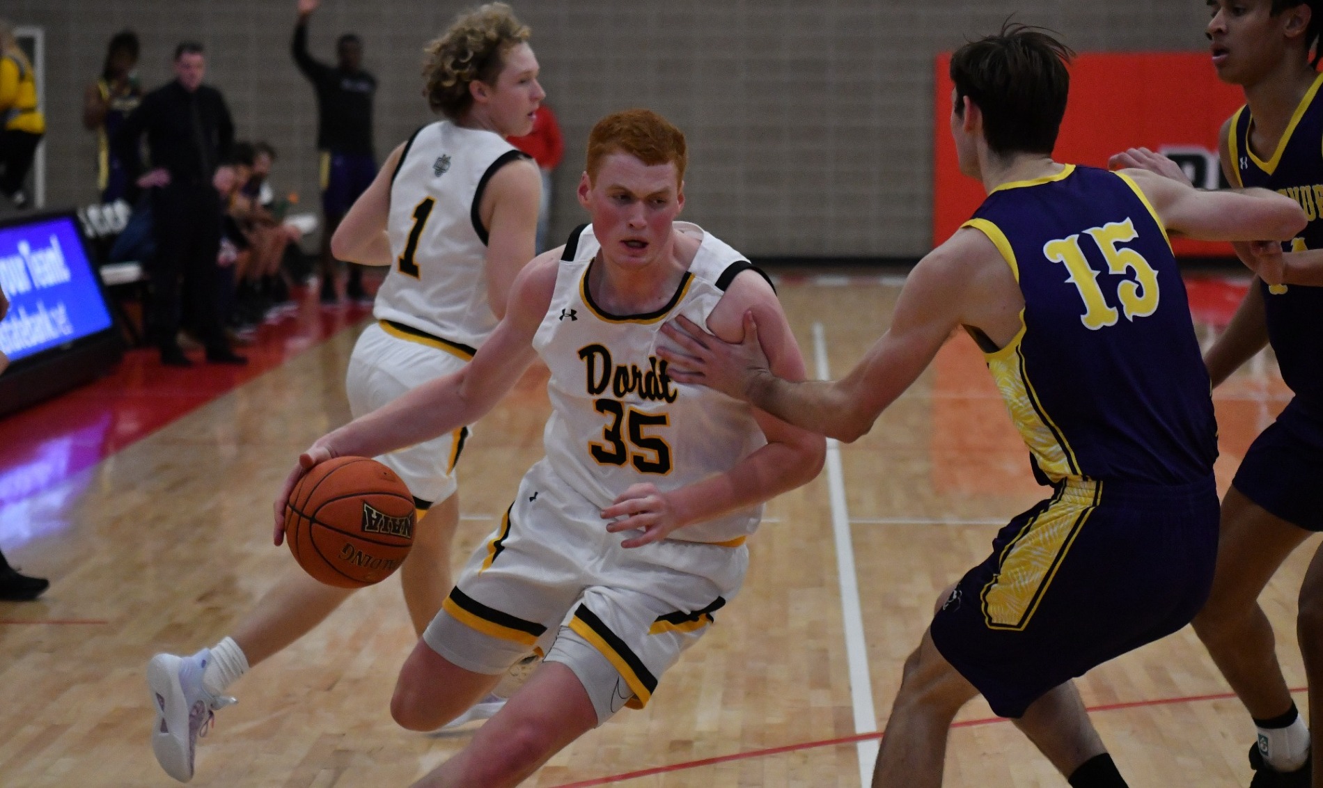 Men's Basketball Drops First Game of the Season - Dordt University