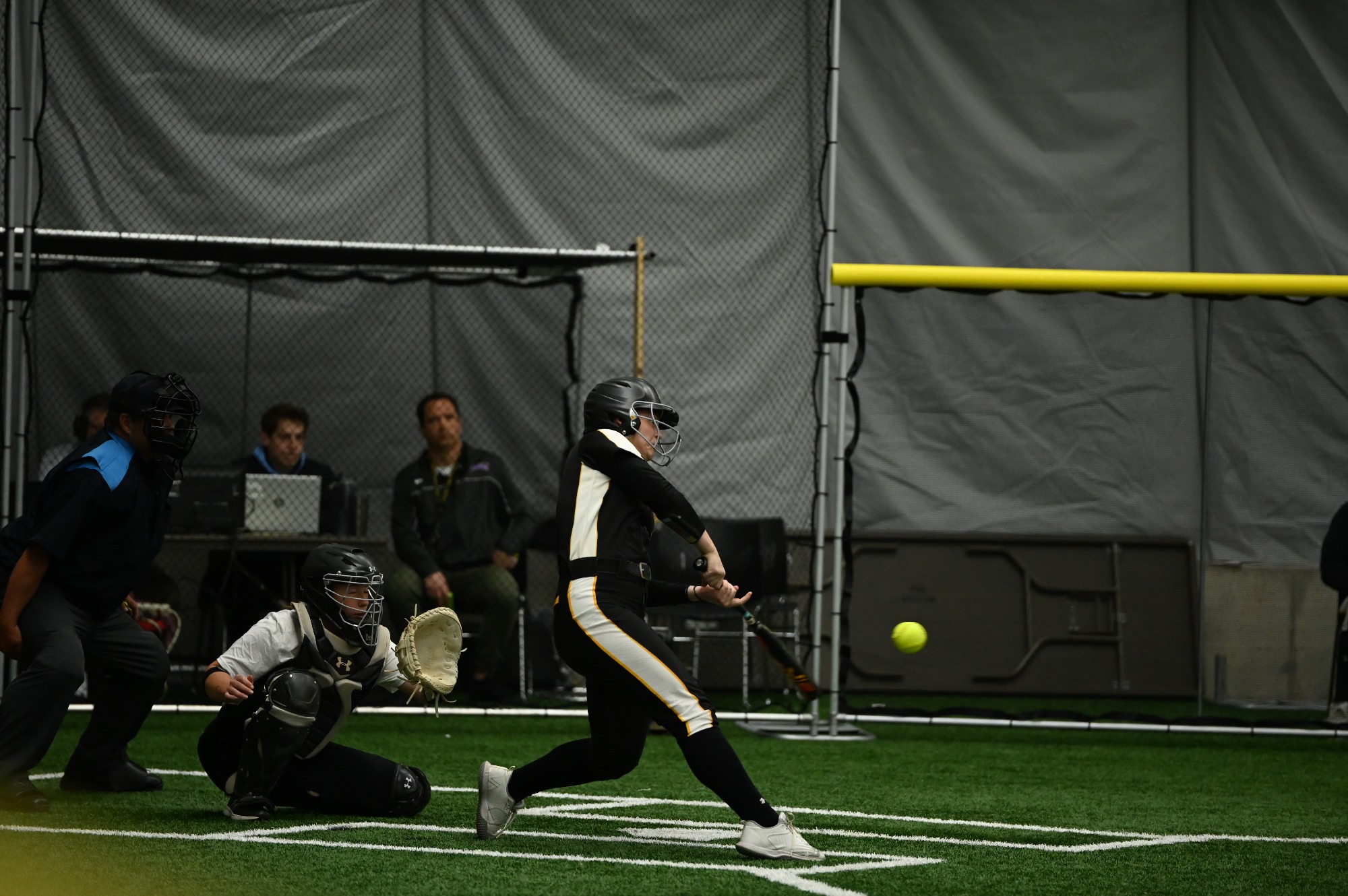 Softball Gets Sweep In Omaha - Dordt University