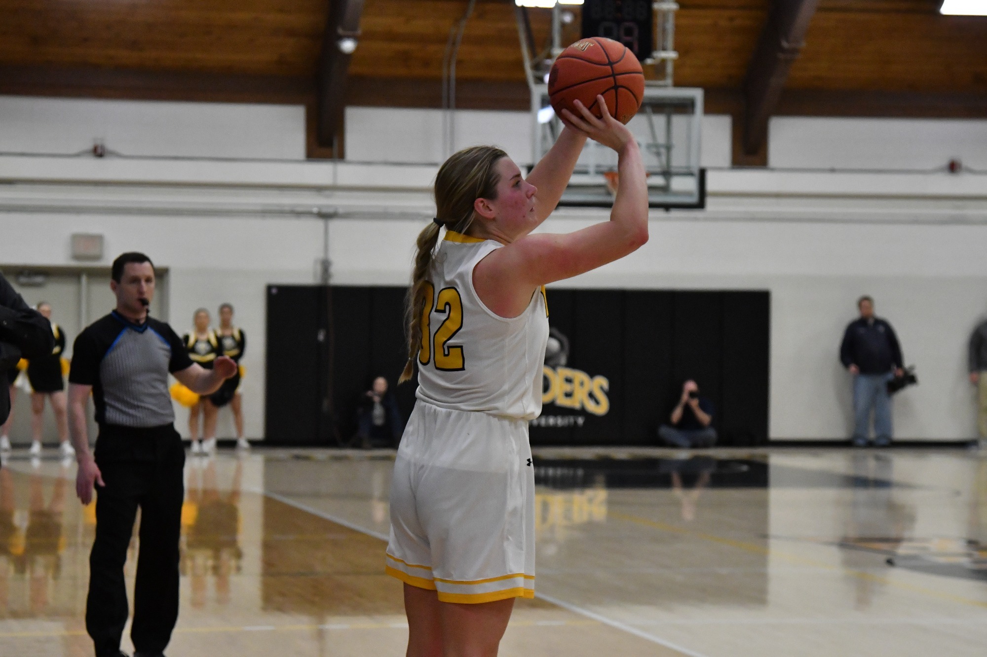 Faith Van Holland - 2023-24 - Women's Basketball - Dordt University
