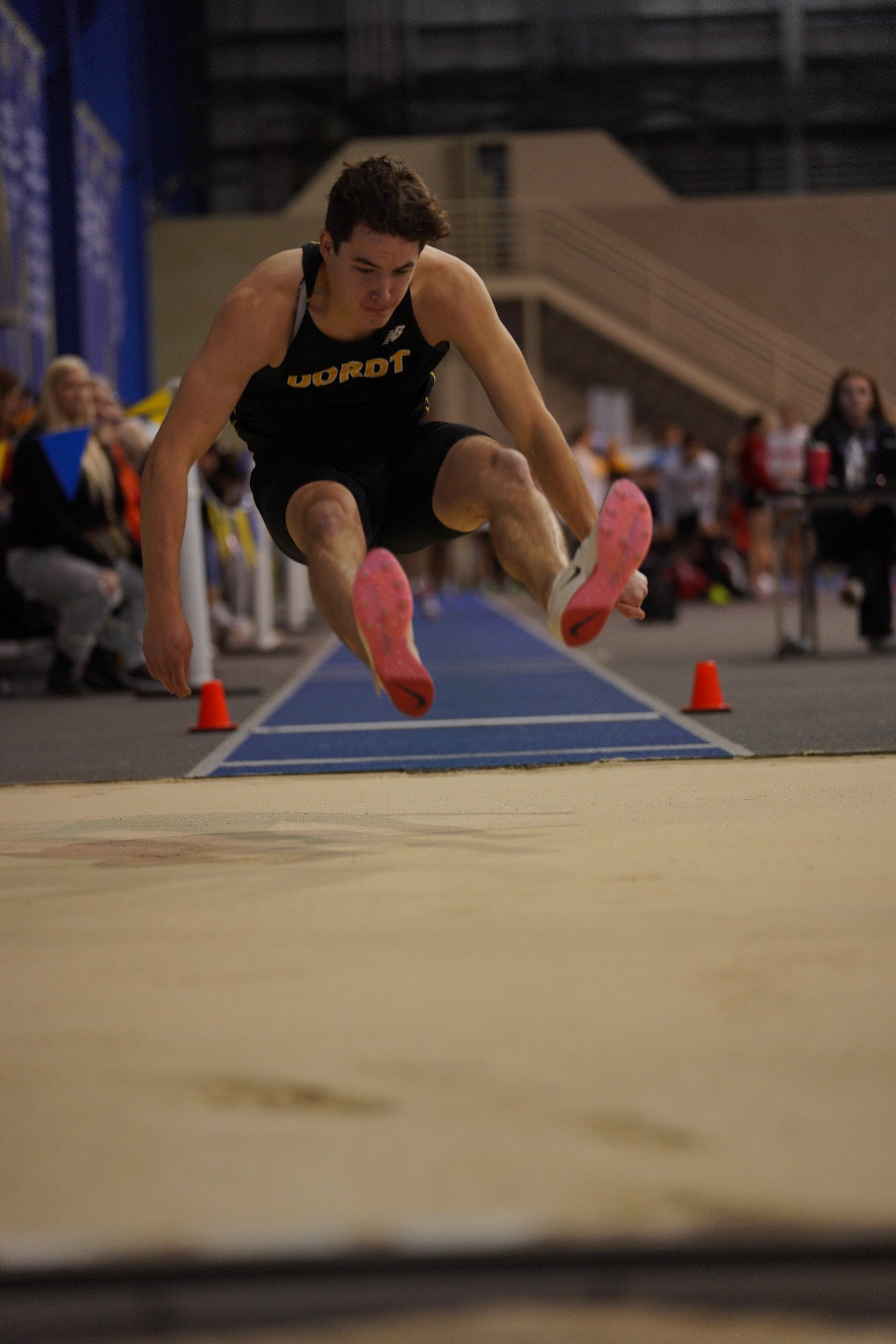 Devin Bos - 2023-24 - Men's Track and Field - Dordt University