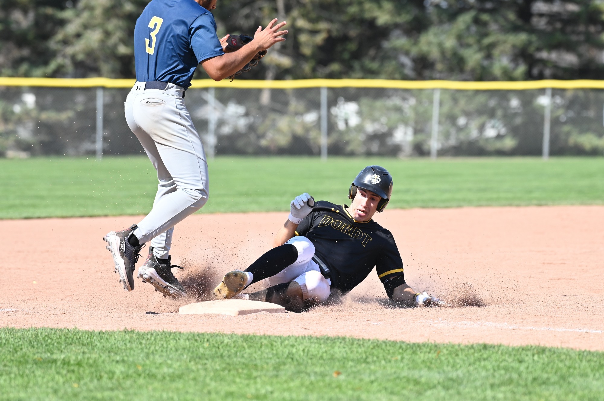 Baseball Falls to Benedictine - Dordt University