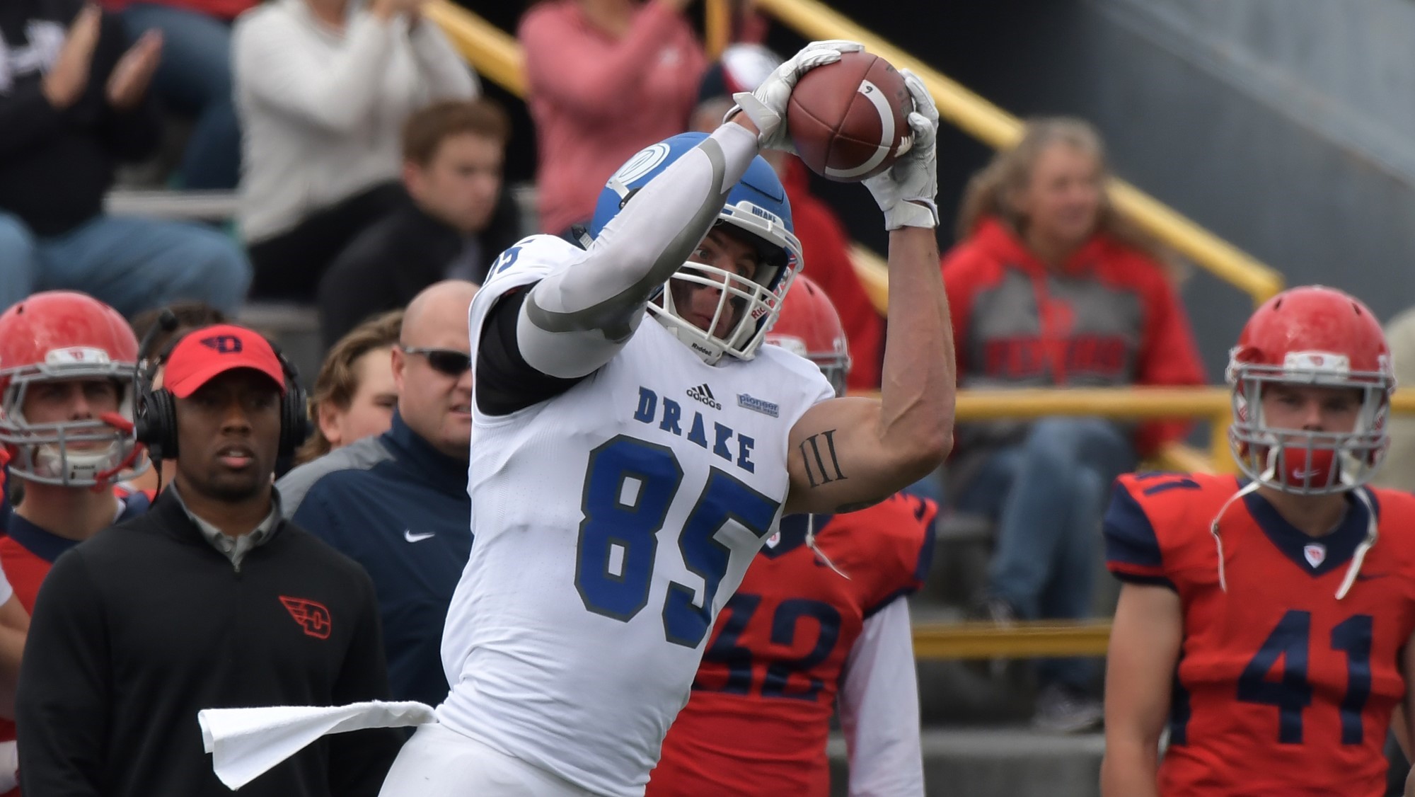Eric Saubert - 2016 - Football - Drake University Athletics