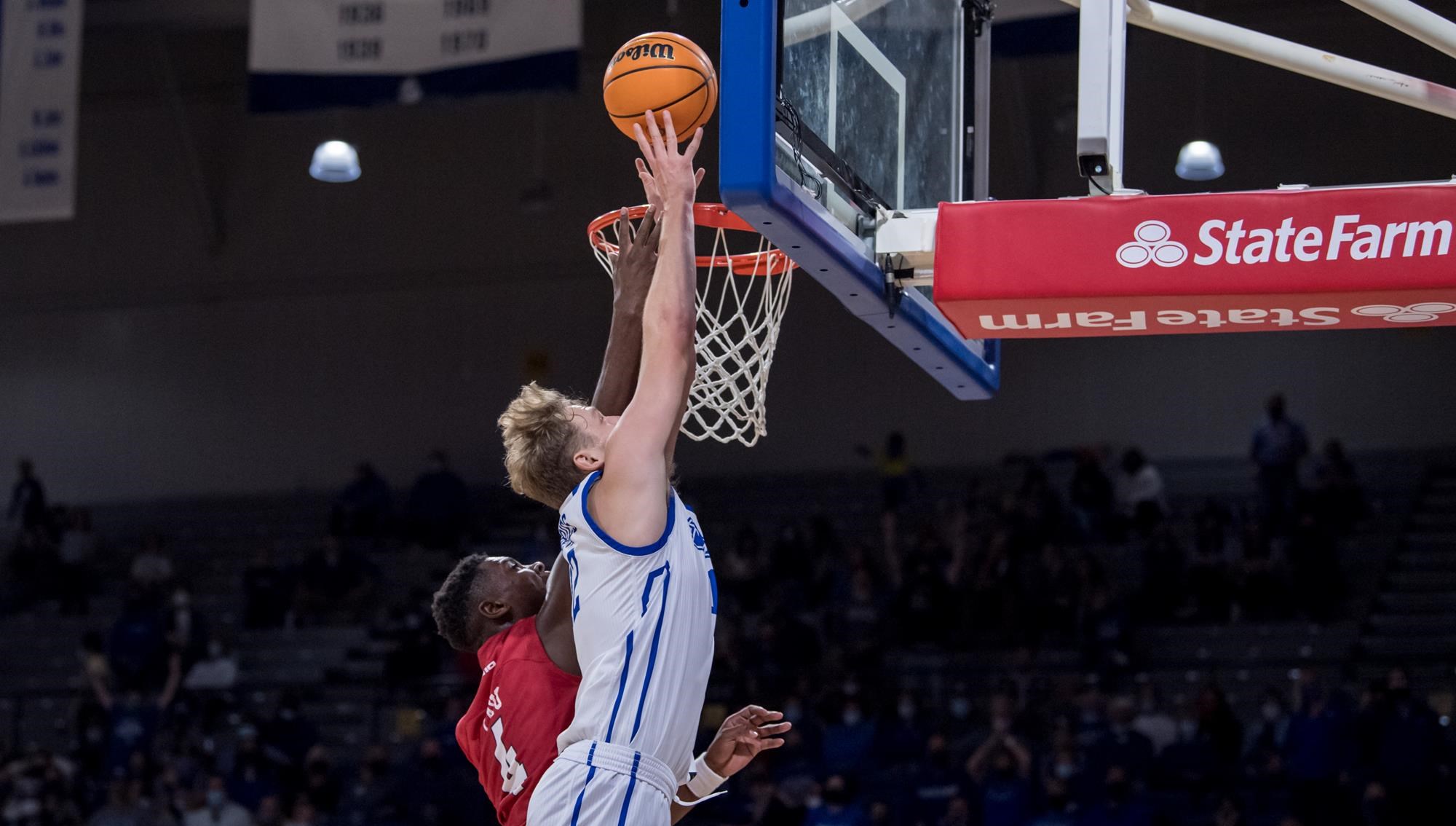 Tucker DeVries - 2023-24 - Men's Basketball - Drake University Athletics