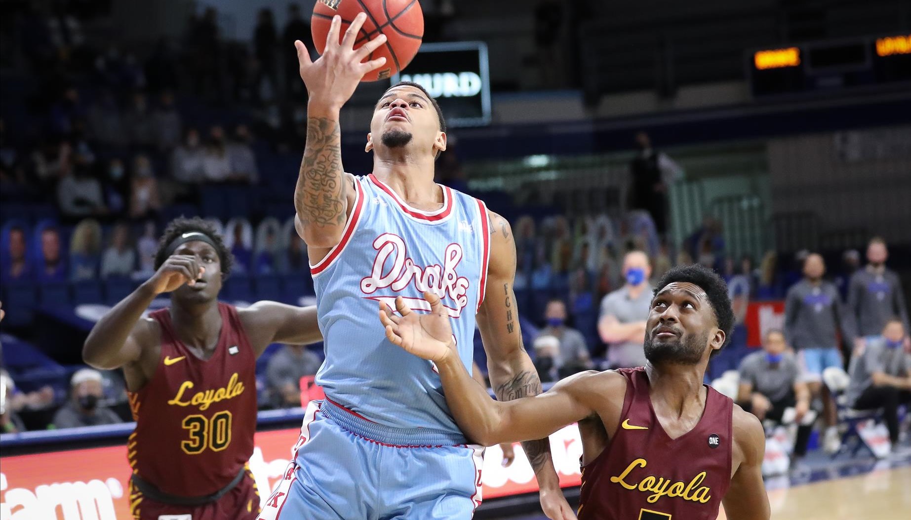No. 22 Loyola Wins Opening Round With Men’s Basketball In MVC Series ...