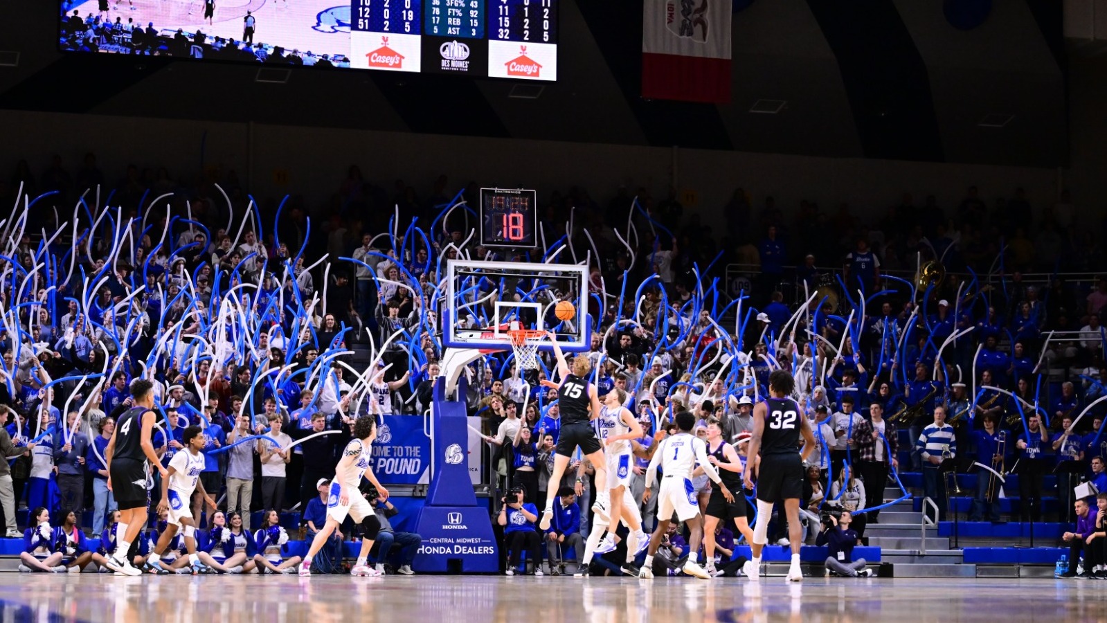 Late Run, Electric Home Crowd Boost Bulldogs over UNI - Drake ...