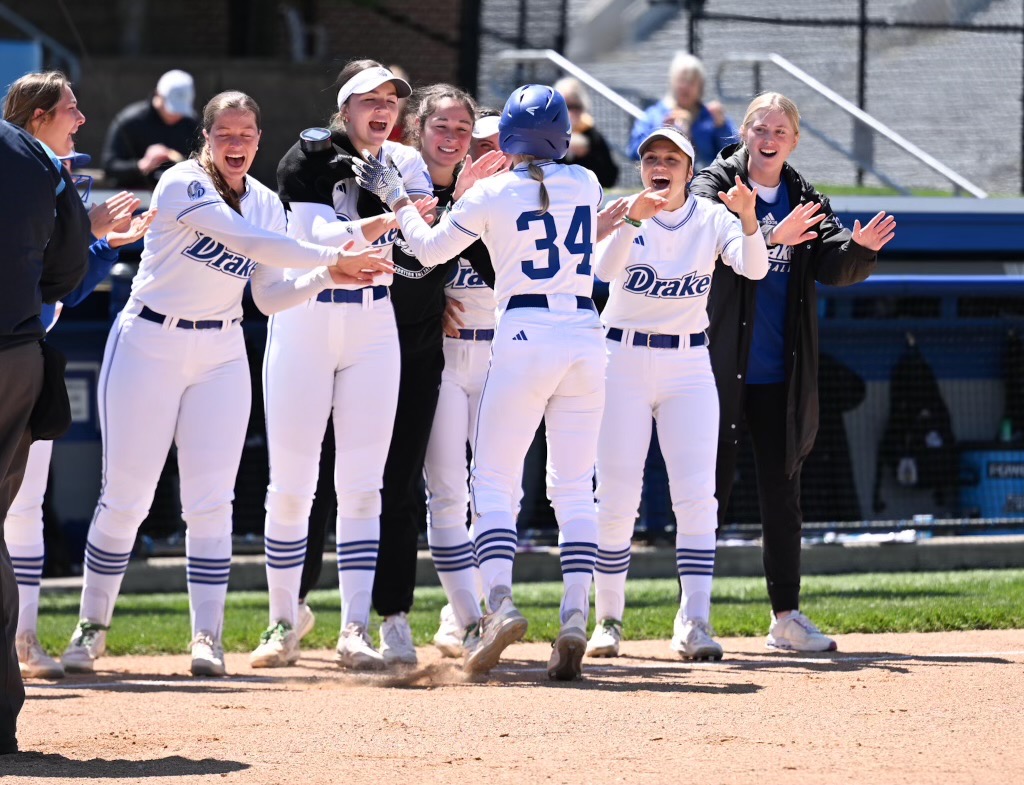 Drake Takes Series Finale over Bradley, 9-3 - Drake University Athletics