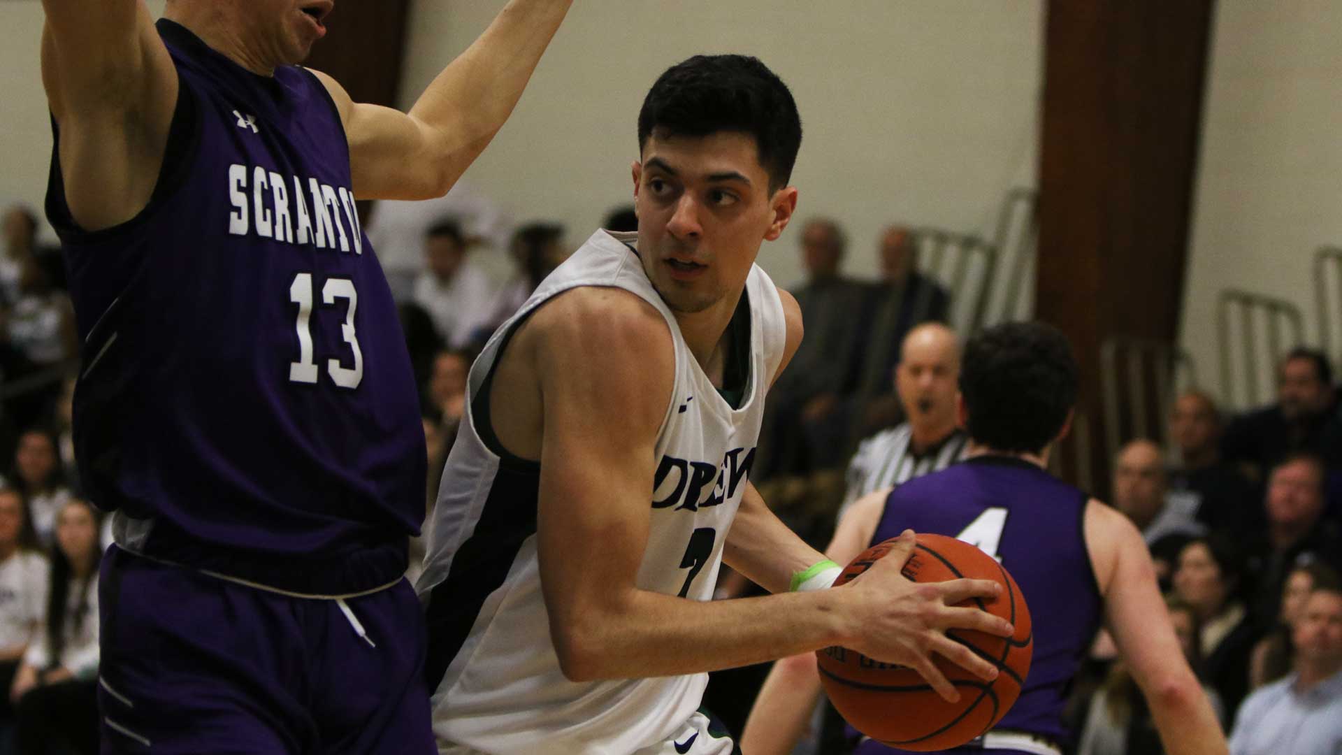 Dan Roibal - Men's Basketball - Drew University Athletics