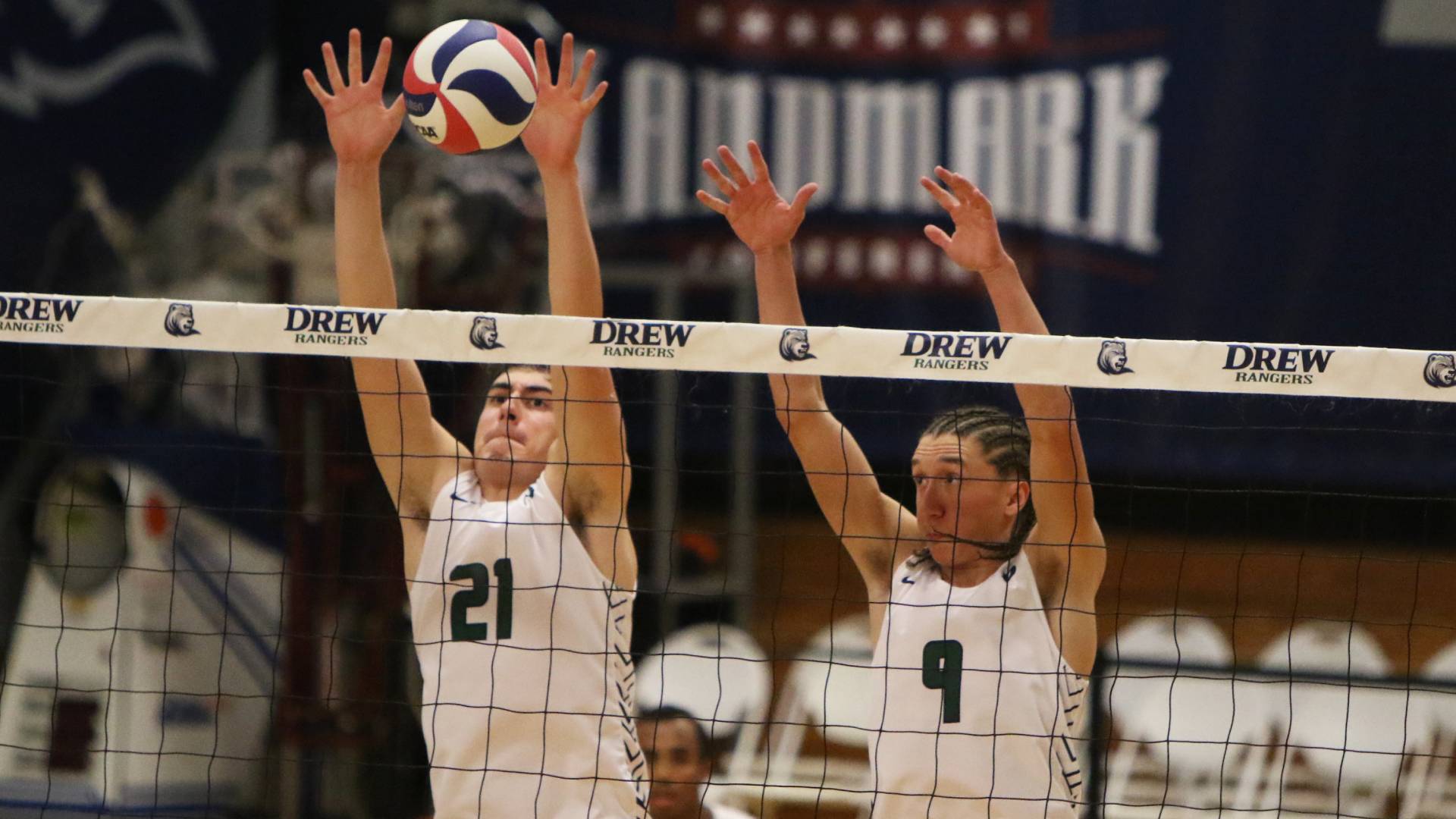 Men's Volleyball Aces Homes Debut - Drew University Athletics