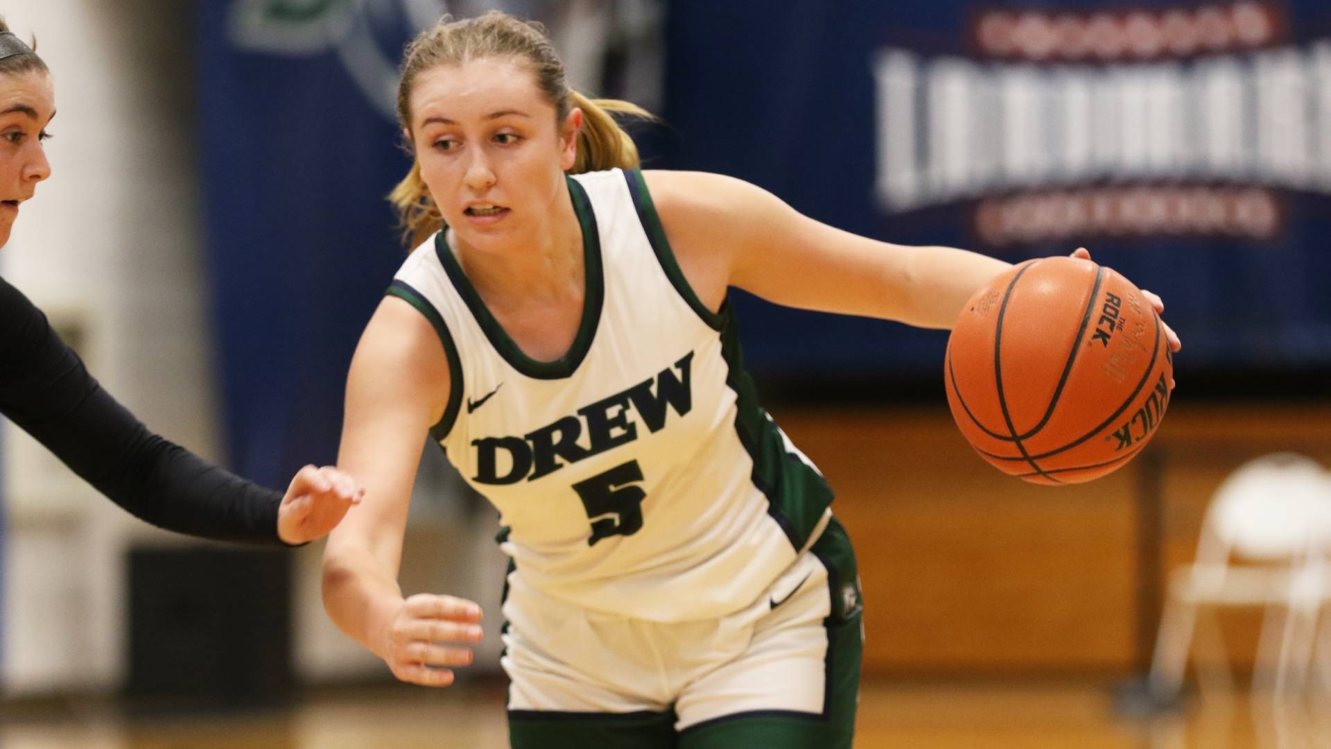 Sarah Smout - Women's Basketball - Drew University Athletics