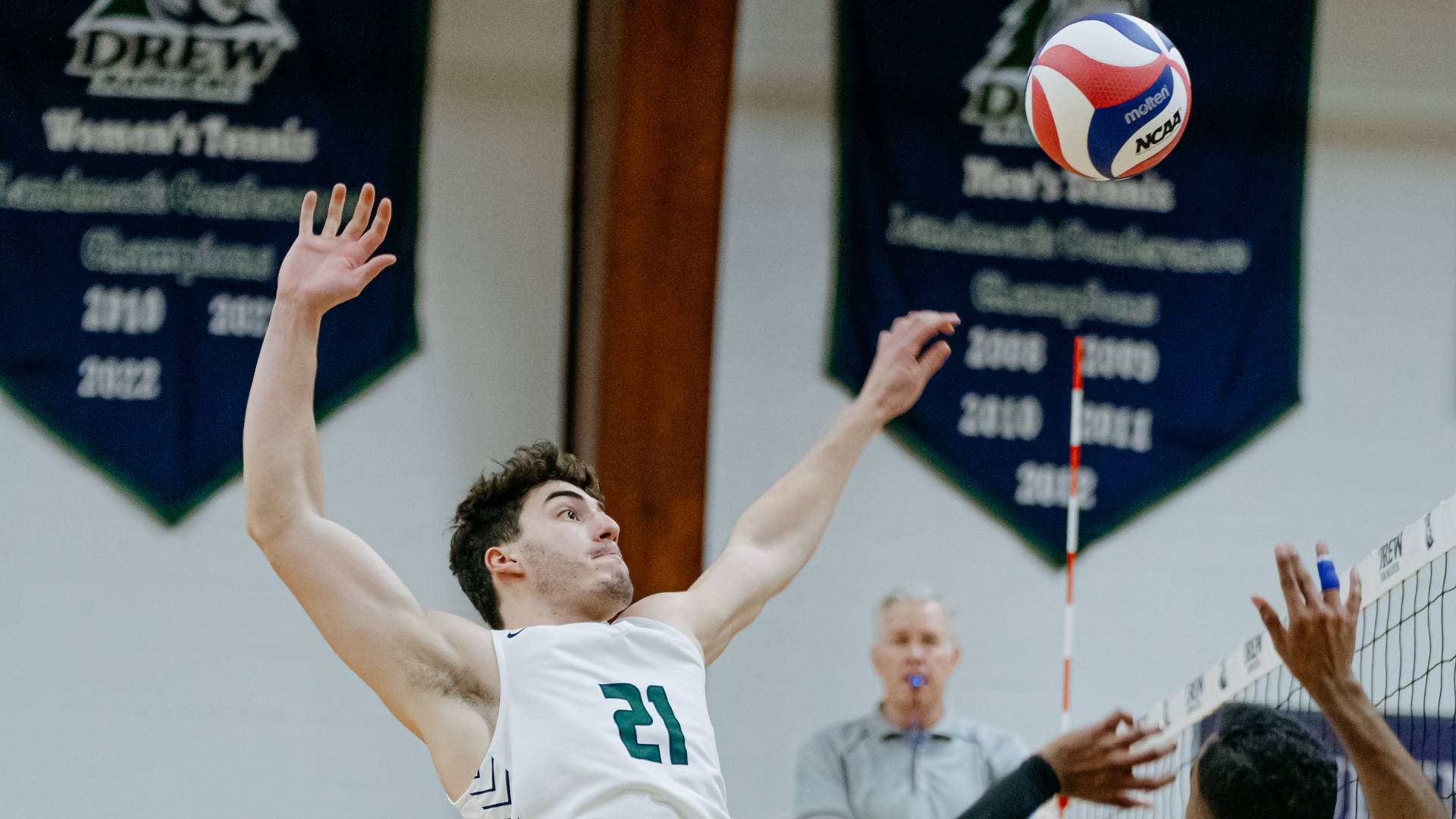 Men’s Volleyball Battles No. 14 Messiah - Drew University Athletics