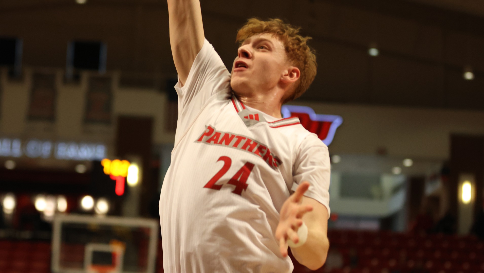 Former Drury Men's Basketball player, Julius Walker, makes UFC debut on ...
