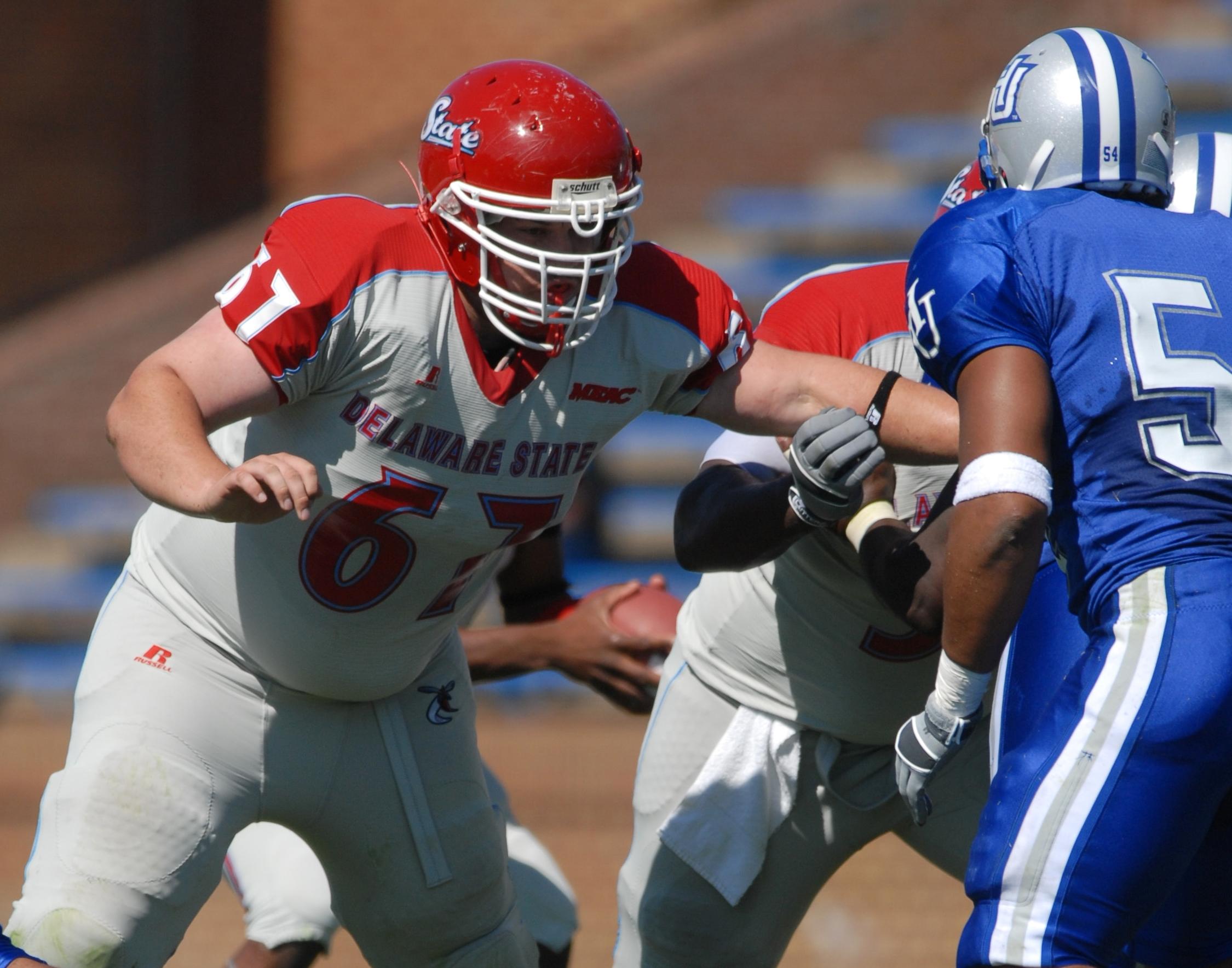 HORNETS BEGIN SPRING FOOTBALL CAMP - Delaware State University