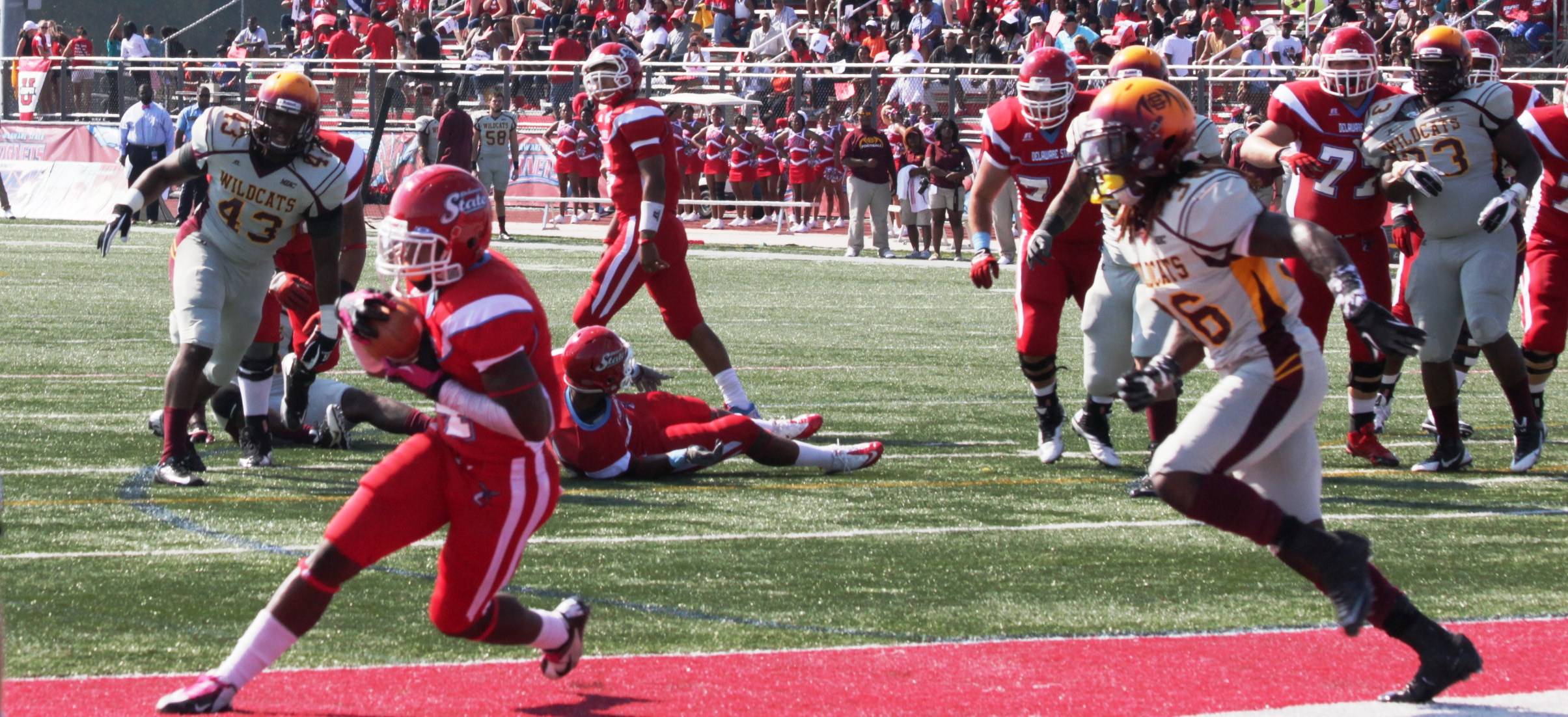 HORNETS HANG TOUGH IN LOSS TO NO. 21 WILDCATS - Delaware State University