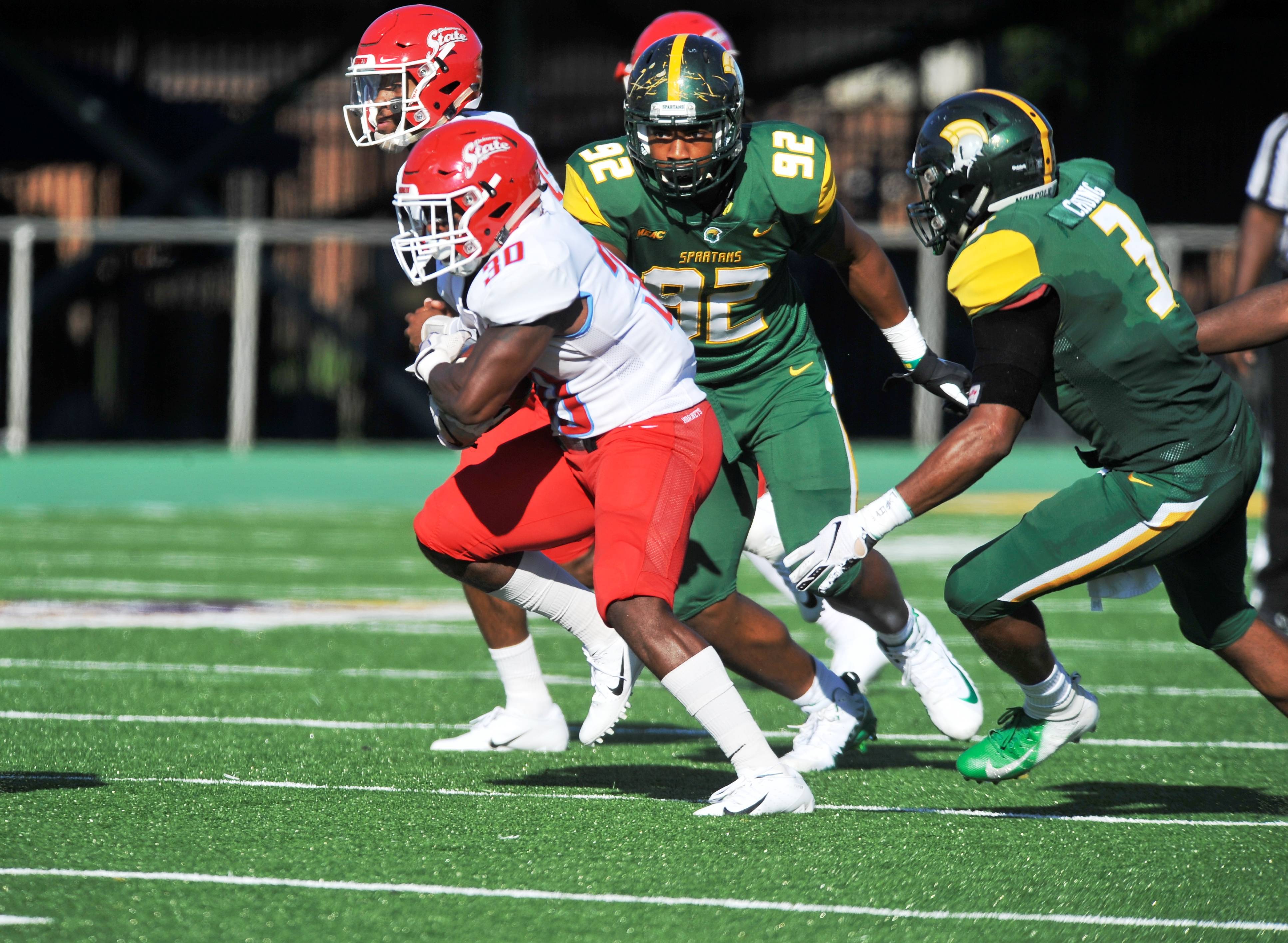 HORNETS / BISON RESUME RIVALRY IN NATION'S CAPITAL - Delaware State ...