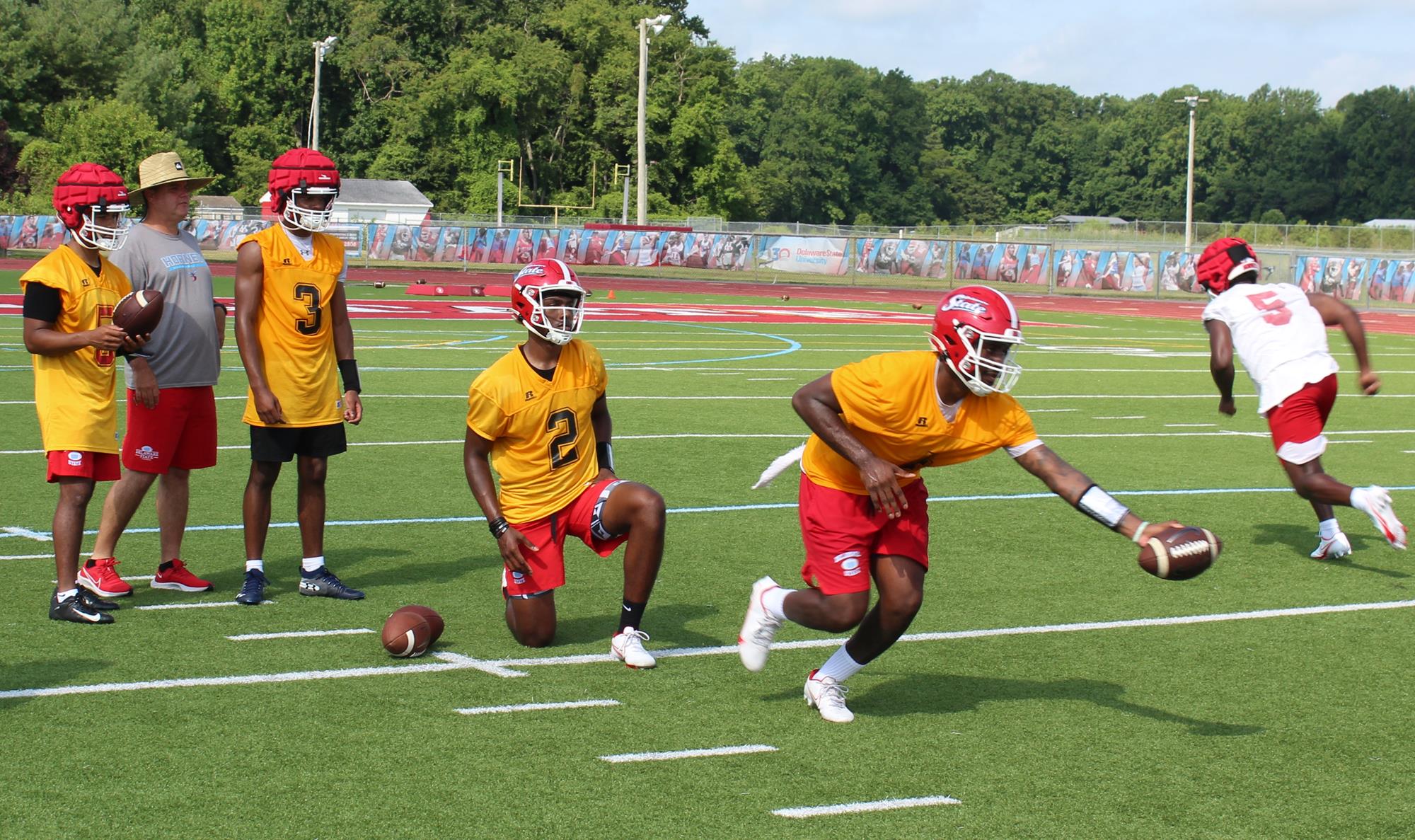 HORNETS HOLD FIRST ON-FIELD PRACTICE OF ‘22 PRESEASON CAMP - Delaware ...
