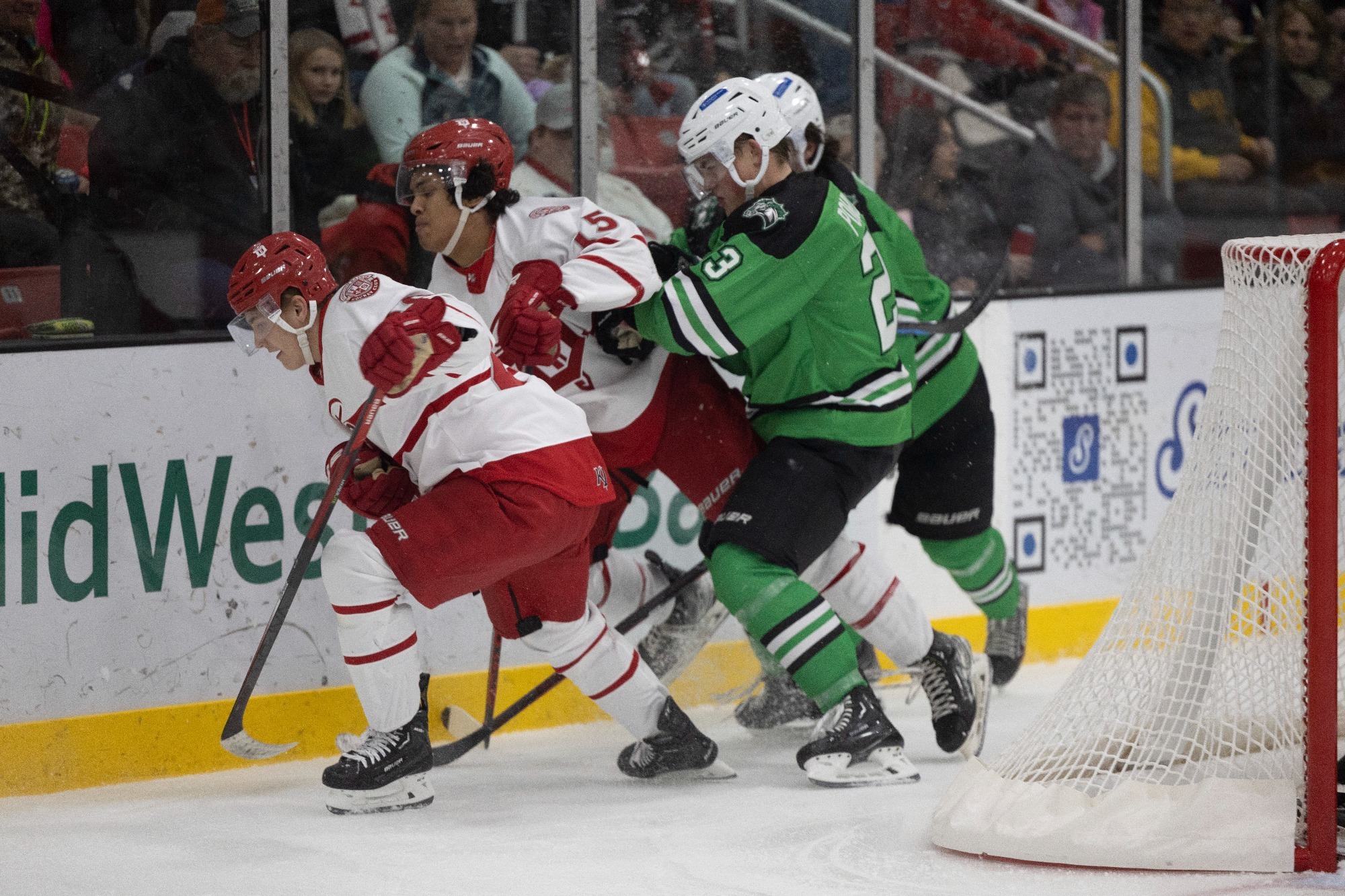 Saints Open Preseason Set with Cedar Rapids - Dubuque Fighting Saints