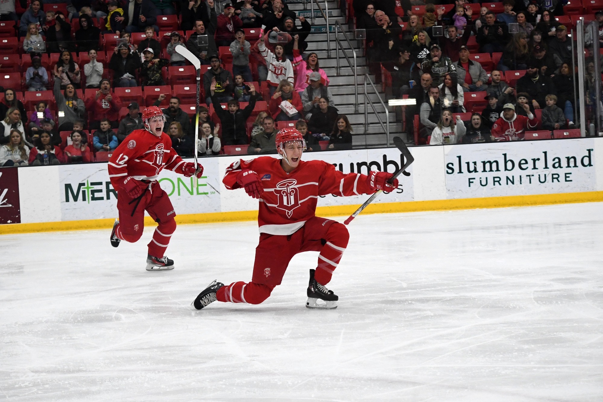 Saints Down Caps with Eight Goals - Dubuque Fighting Saints