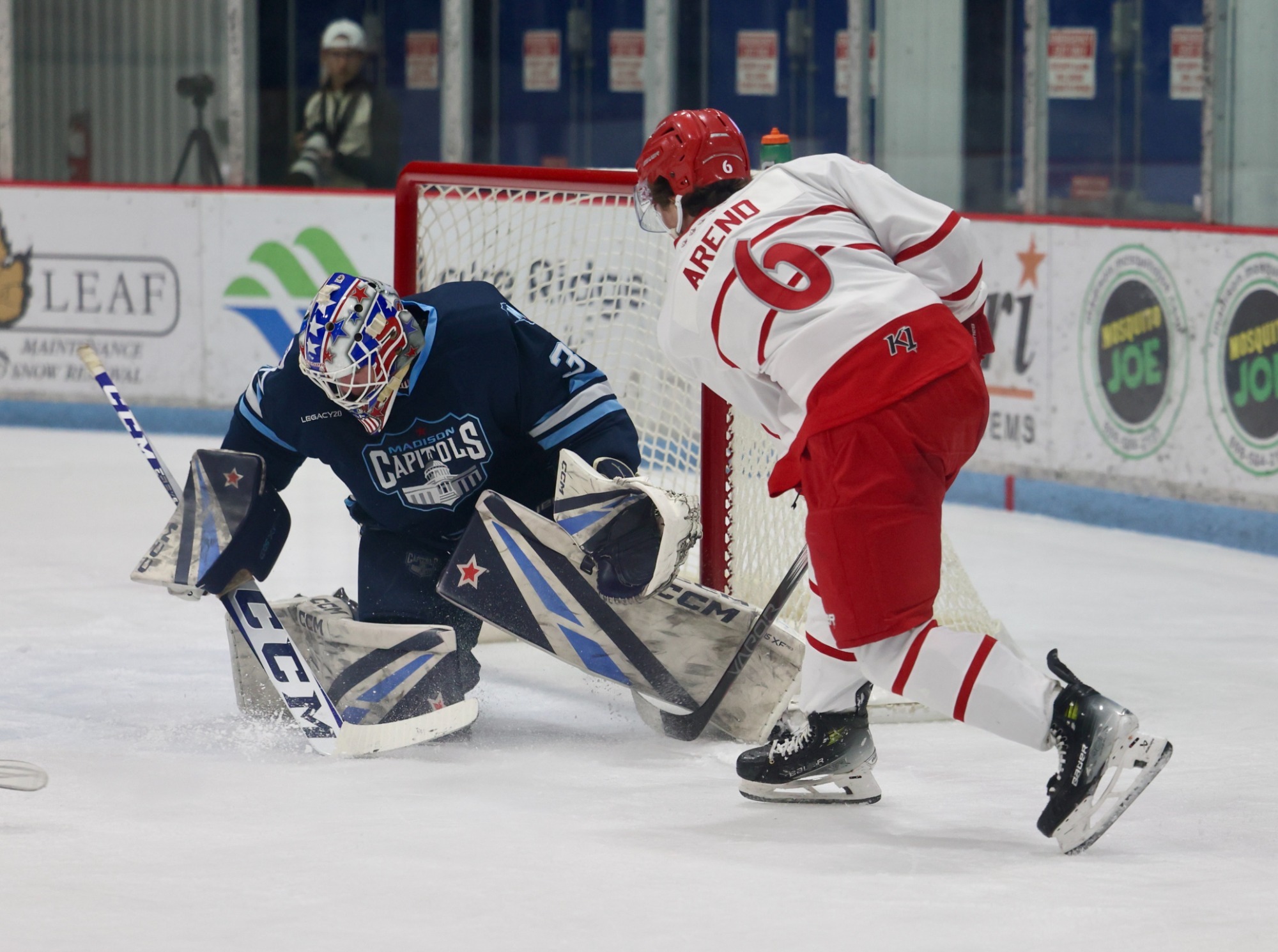 Saints 10-Game Point Streak Ends Against Caps - Dubuque Fighting Saints