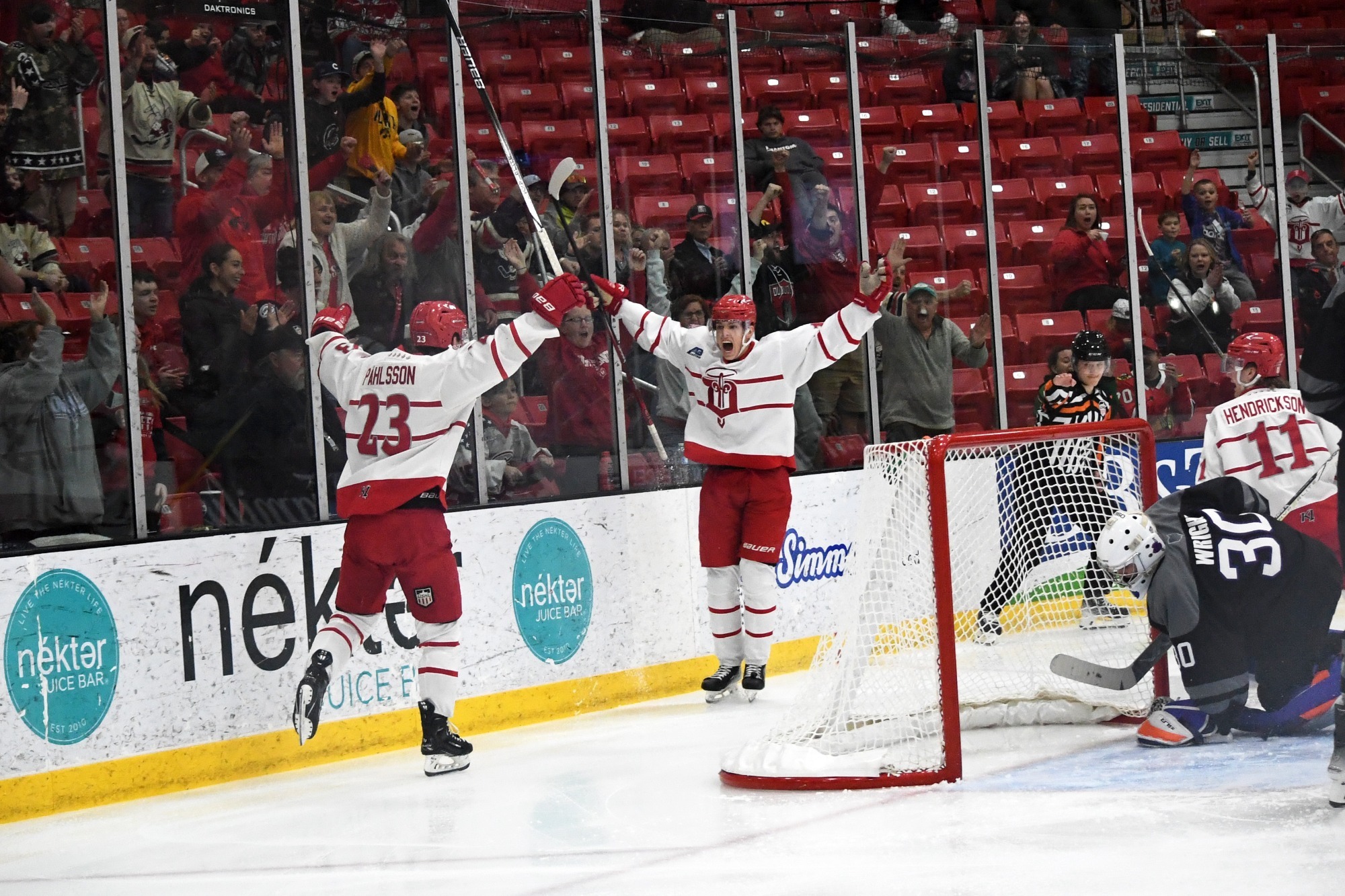 Saints Even Series with Shutout Win - Dubuque Fighting Saints