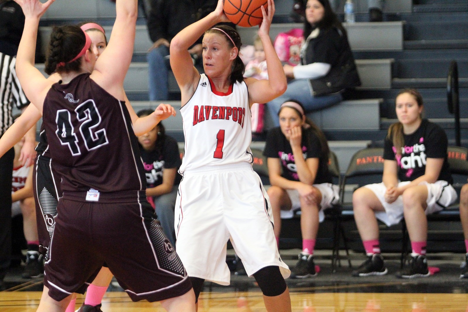 Kelly Dineen - Women's Basketball - Davenport University Athletics
