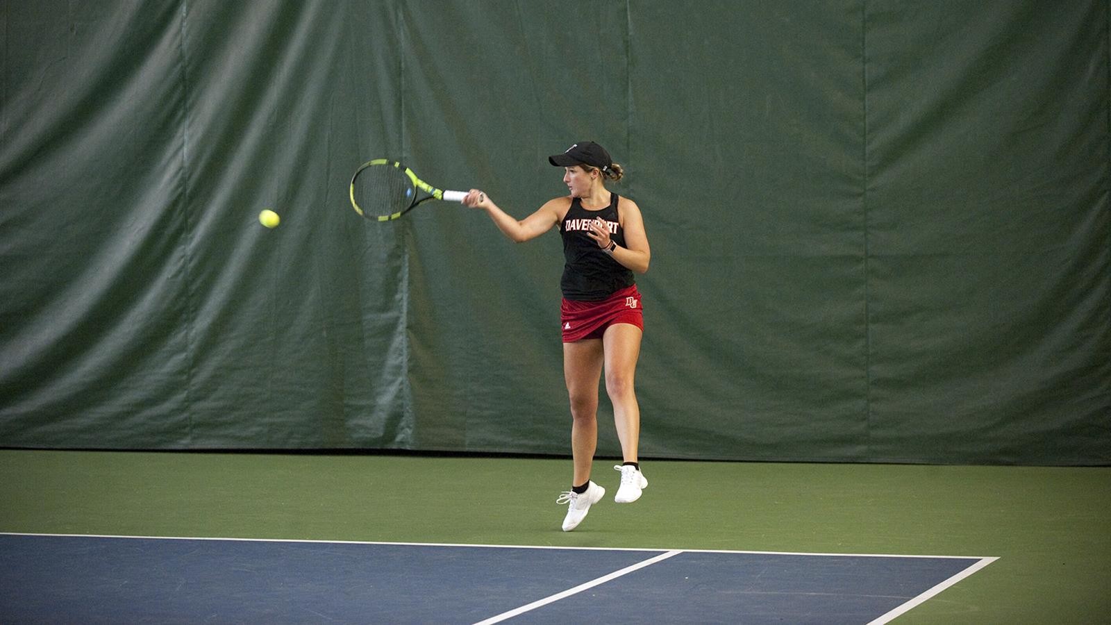 Bridget Barrett - Women's Tennis - Davenport University Athletics