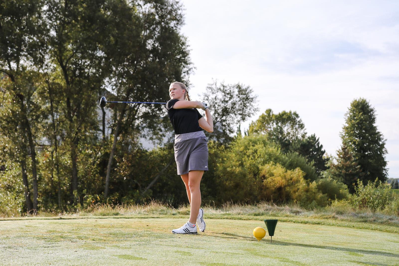 Frida Henningsson - Women's Golf - Davenport University Athletics