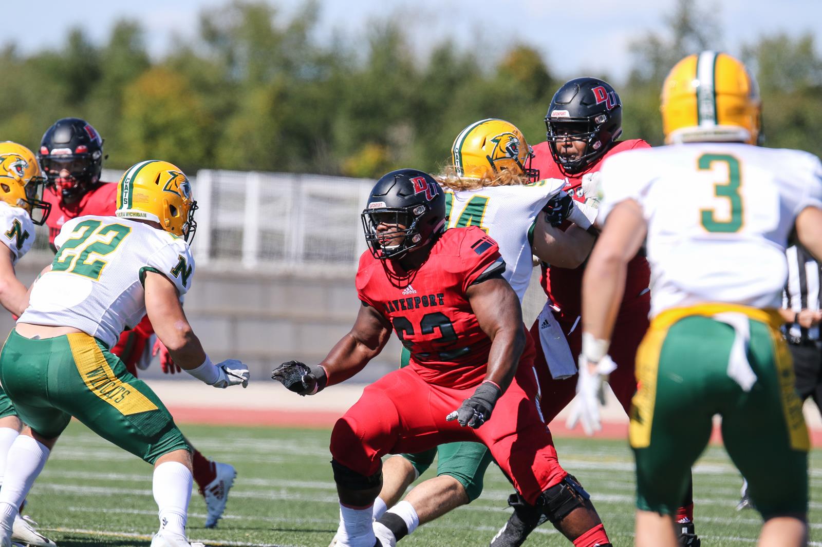 Danzell Maze - Football - Davenport University Athletics