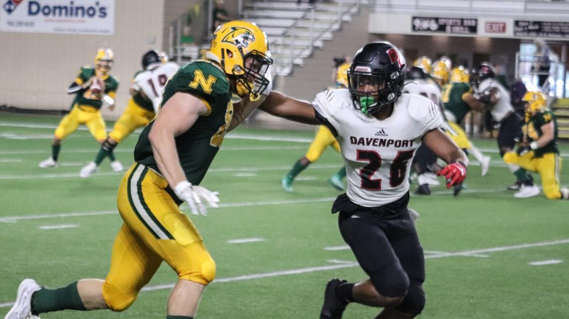 DeShaun Lowery - Football - Davenport University Athletics