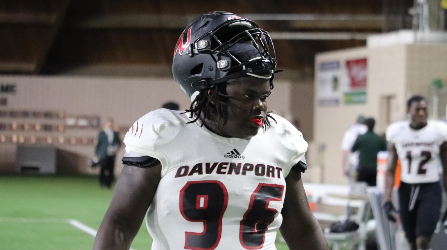 EyQuan Cobb - Football - Davenport University Athletics