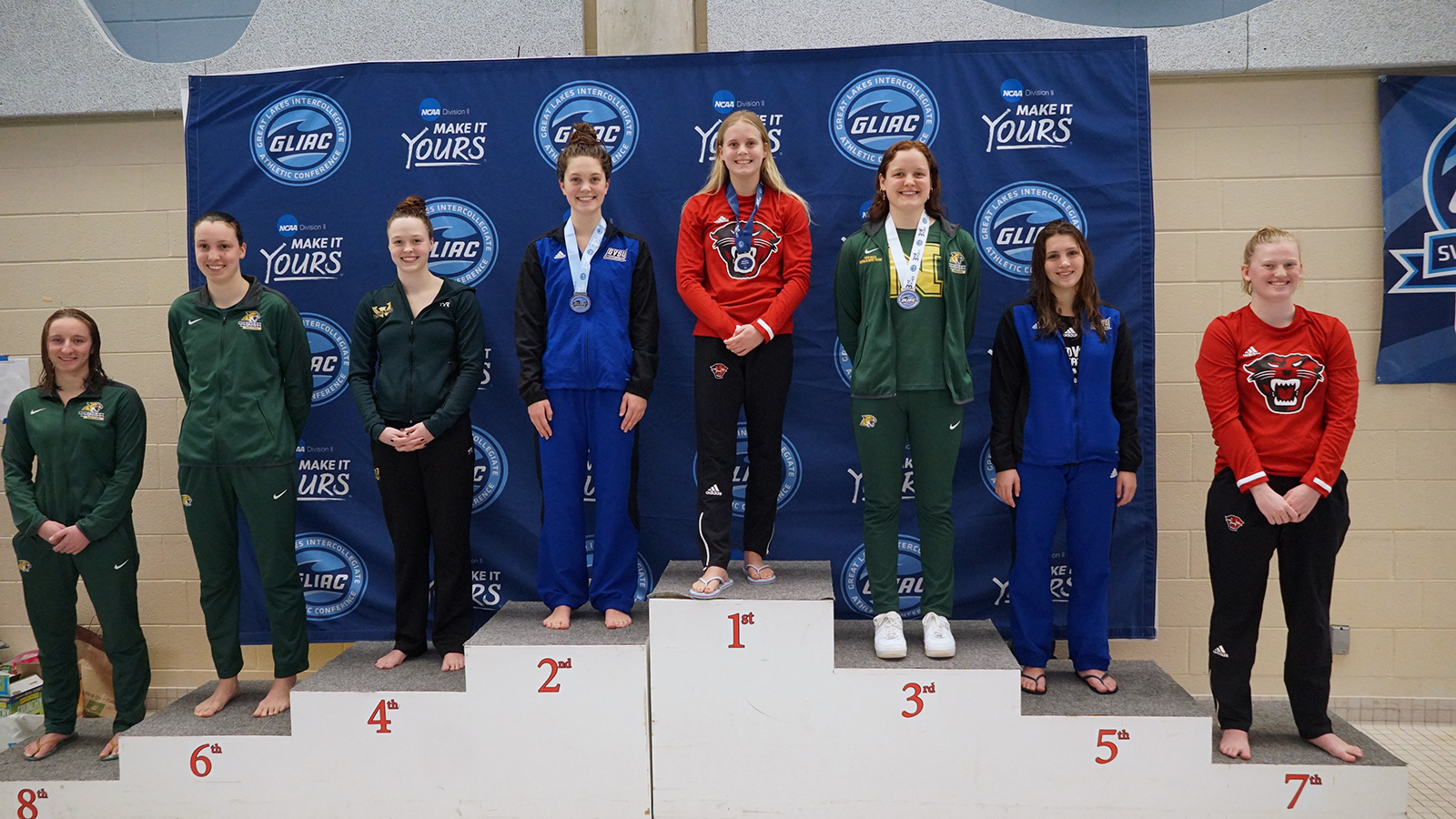 Emma Wallis - Women's Swimming and Diving - Davenport University Athletics