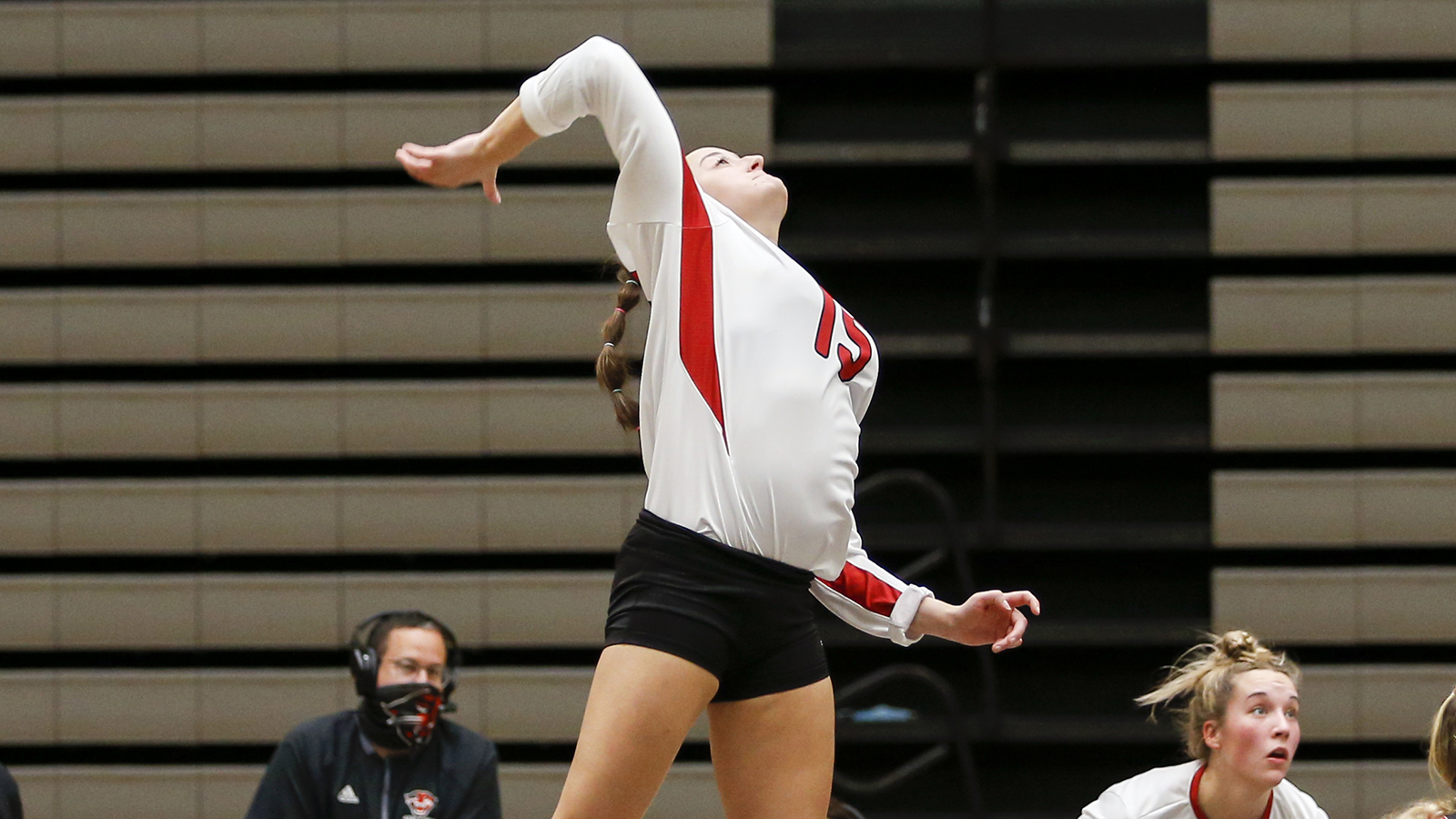 Riley Groves - Women's Volleyball - Davenport University Athletics