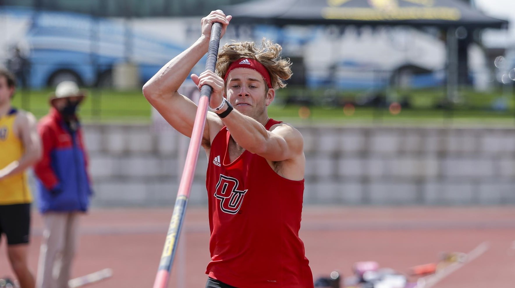 Noah Dooley - Track and Field - Davenport University Athletics