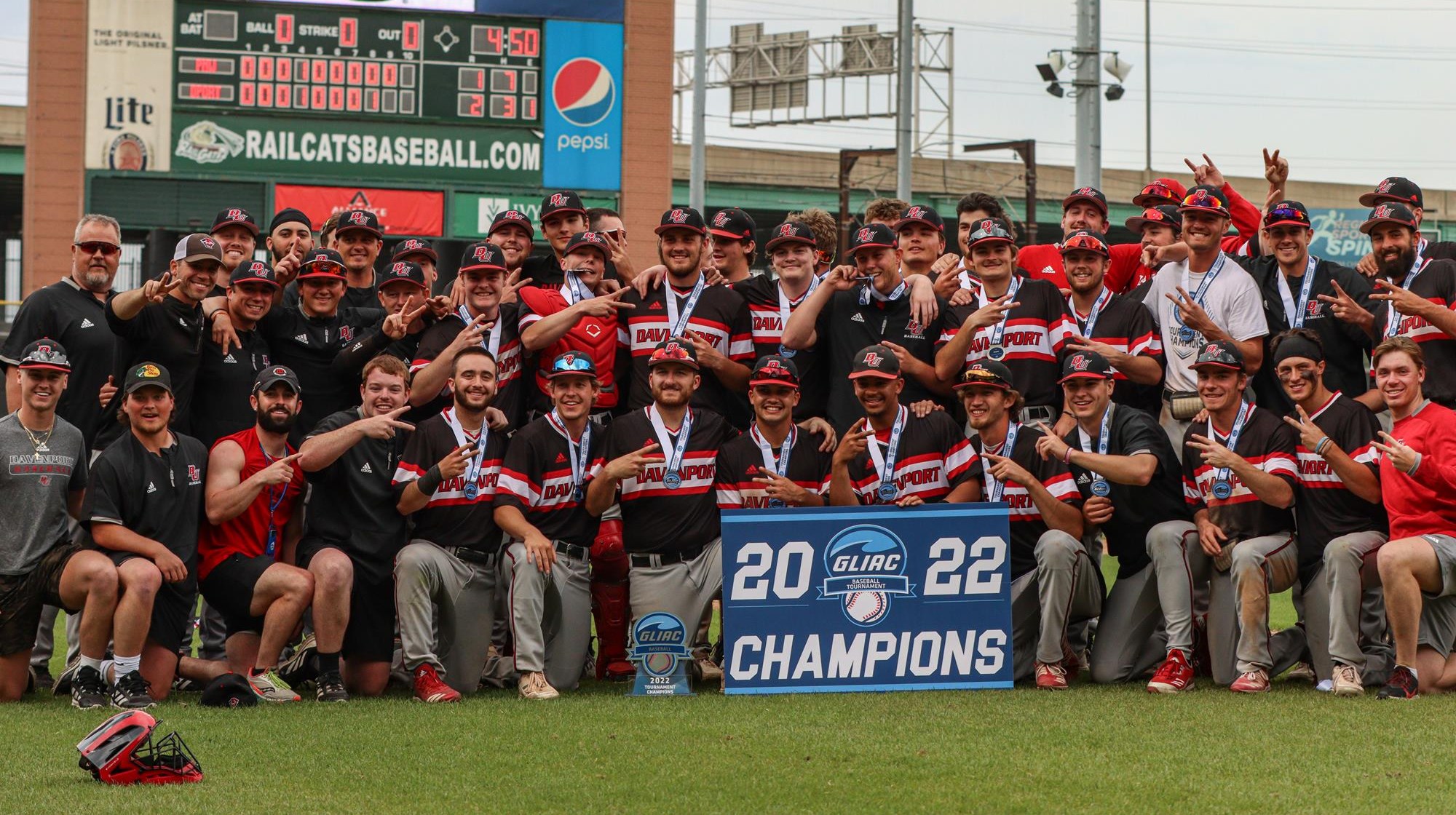 DU baseball earns ABCA Team Academic Excellence Award - Davenport ...