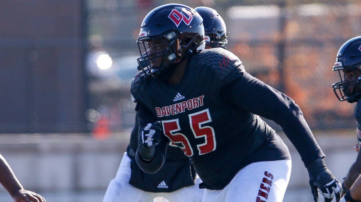 Dwight Harris - Football - Davenport University Athletics
