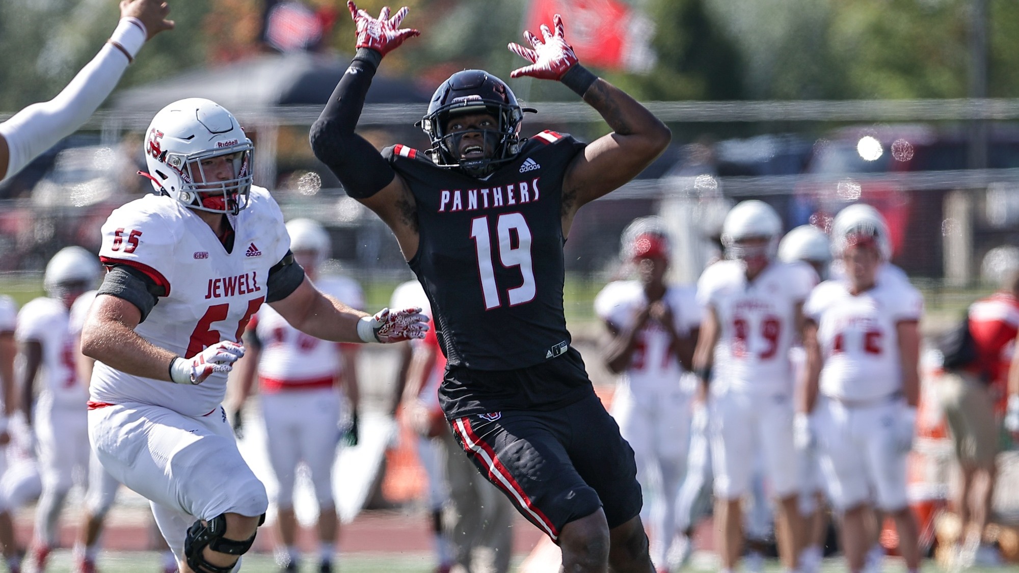 Jordan Lawrence - Football - Davenport University Athletics