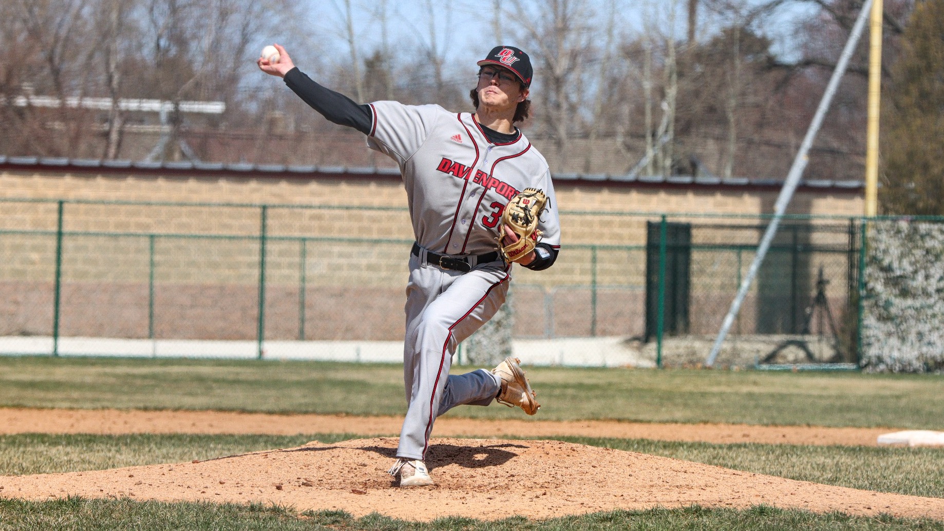 Logan Bursick-Harrington - Baseball - Davenport University Athletics