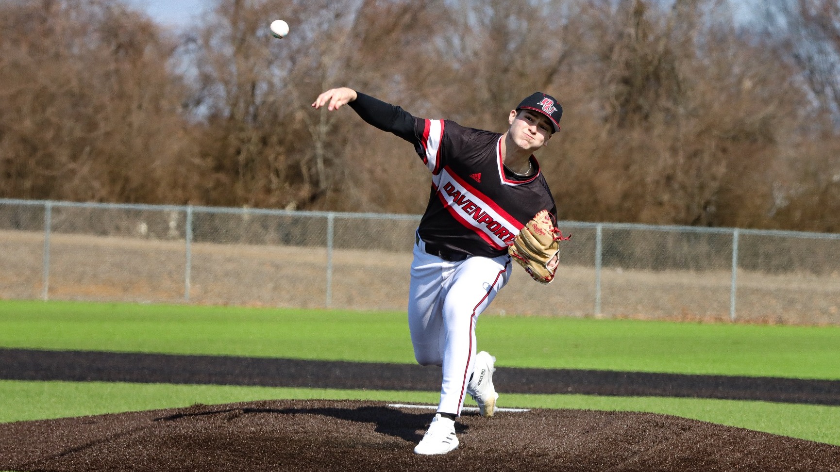Fischer and Vainavicz combine to limit Nova Southeastern offense in 3-1 ...