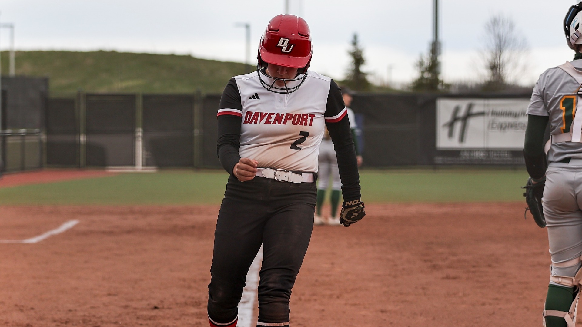 Alexis Gills - Softball - Davenport University Athletics