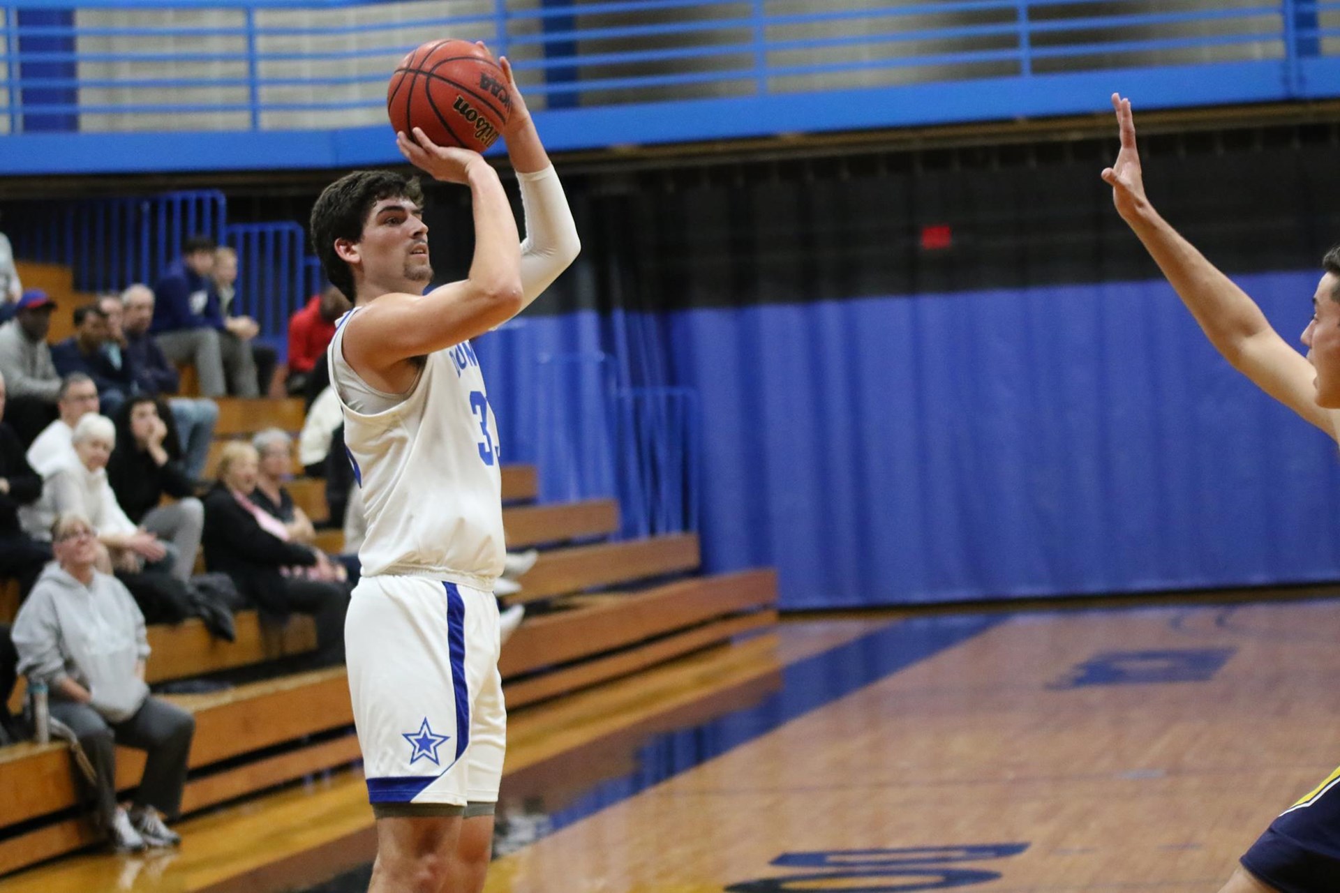 Dylan Anderson - 2020-21 - Men's Basketball - Dominican University ...