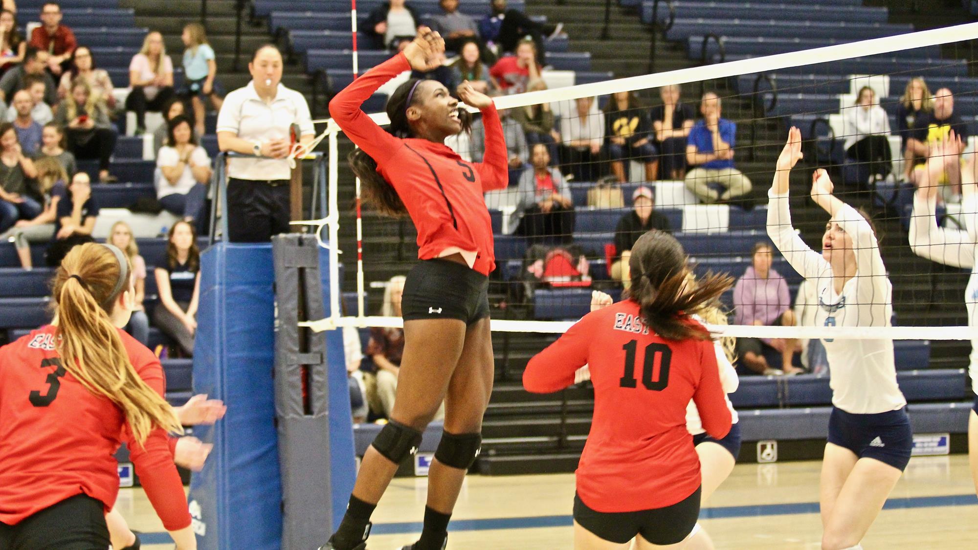 Deja Thompson - Women's Volleyball - Cal State East Bay University ...