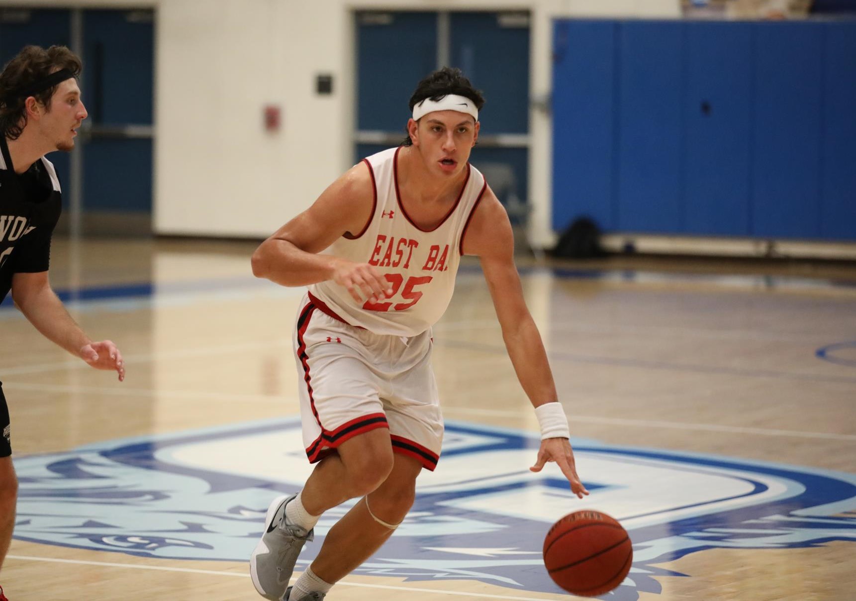 Justin Vigil - Men's Basketball - Cal State East Bay University Athletics