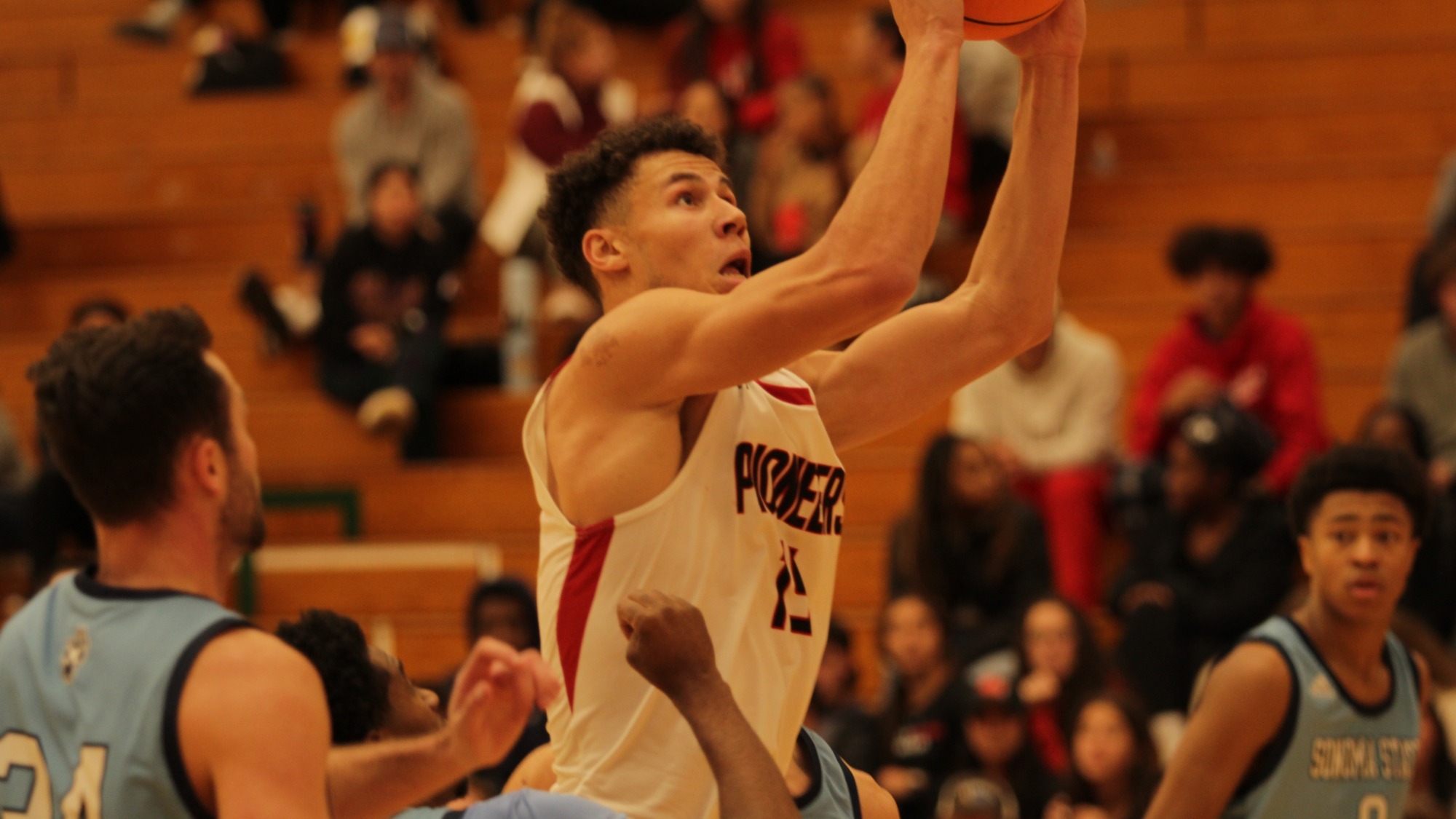 Grady Lewis - Men's Basketball - Cal State East Bay University Athletics